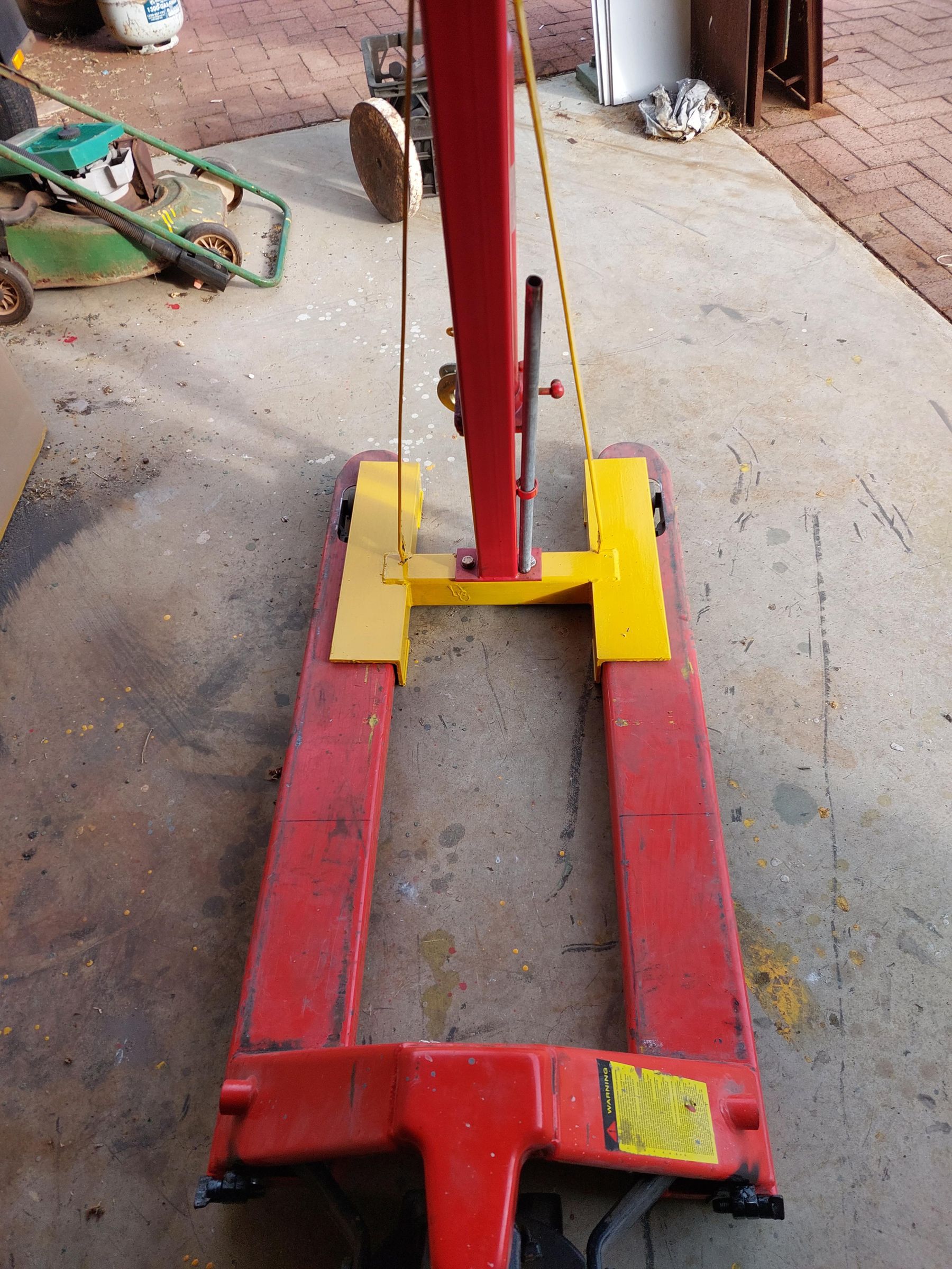 Versatile Workshop Crane - the Bitsa-crane Tool : 6 Steps - Instructables