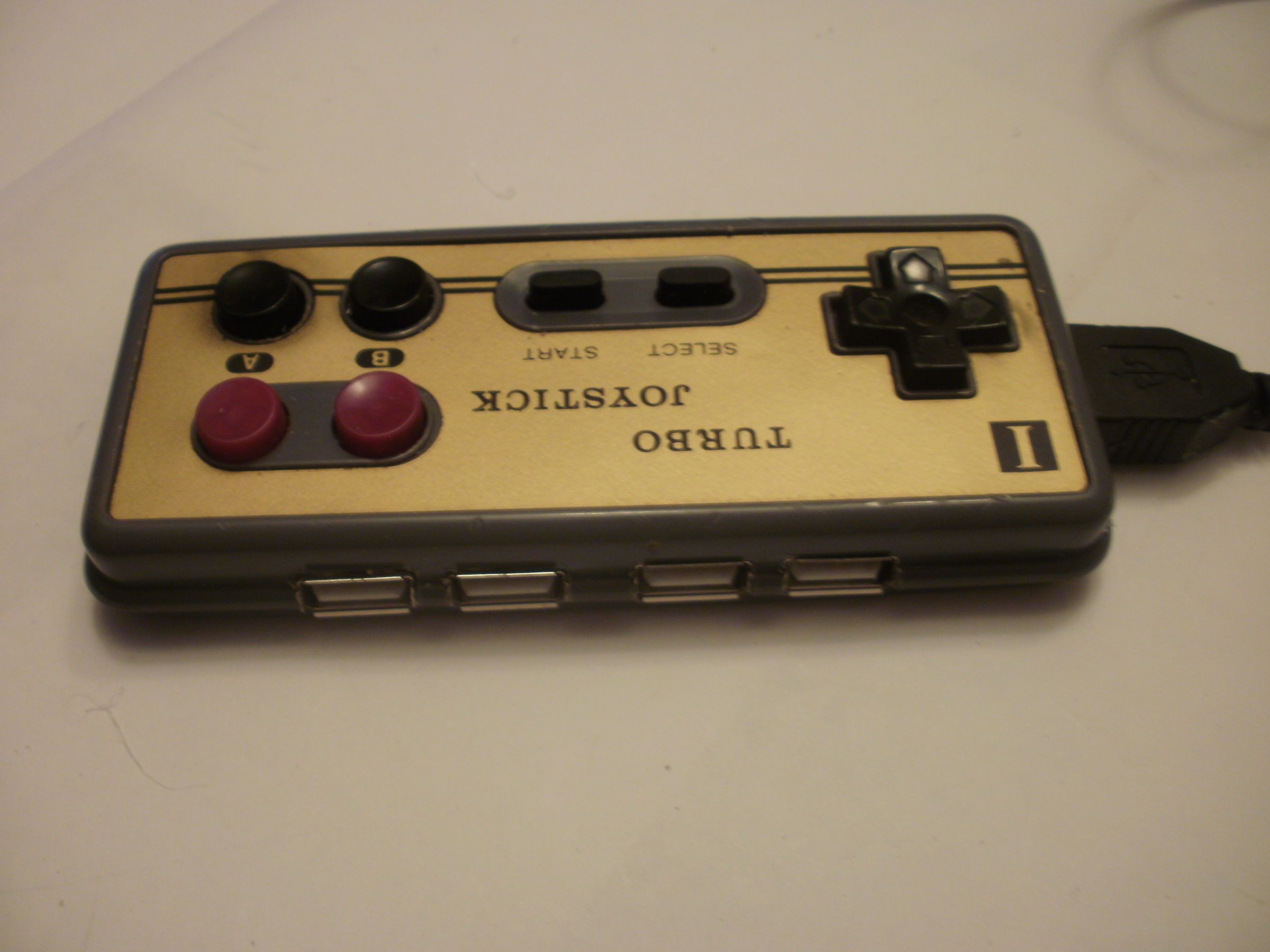 Turn Your NES Controler in to 4 Port USB Hub : 4 Steps - Instructables