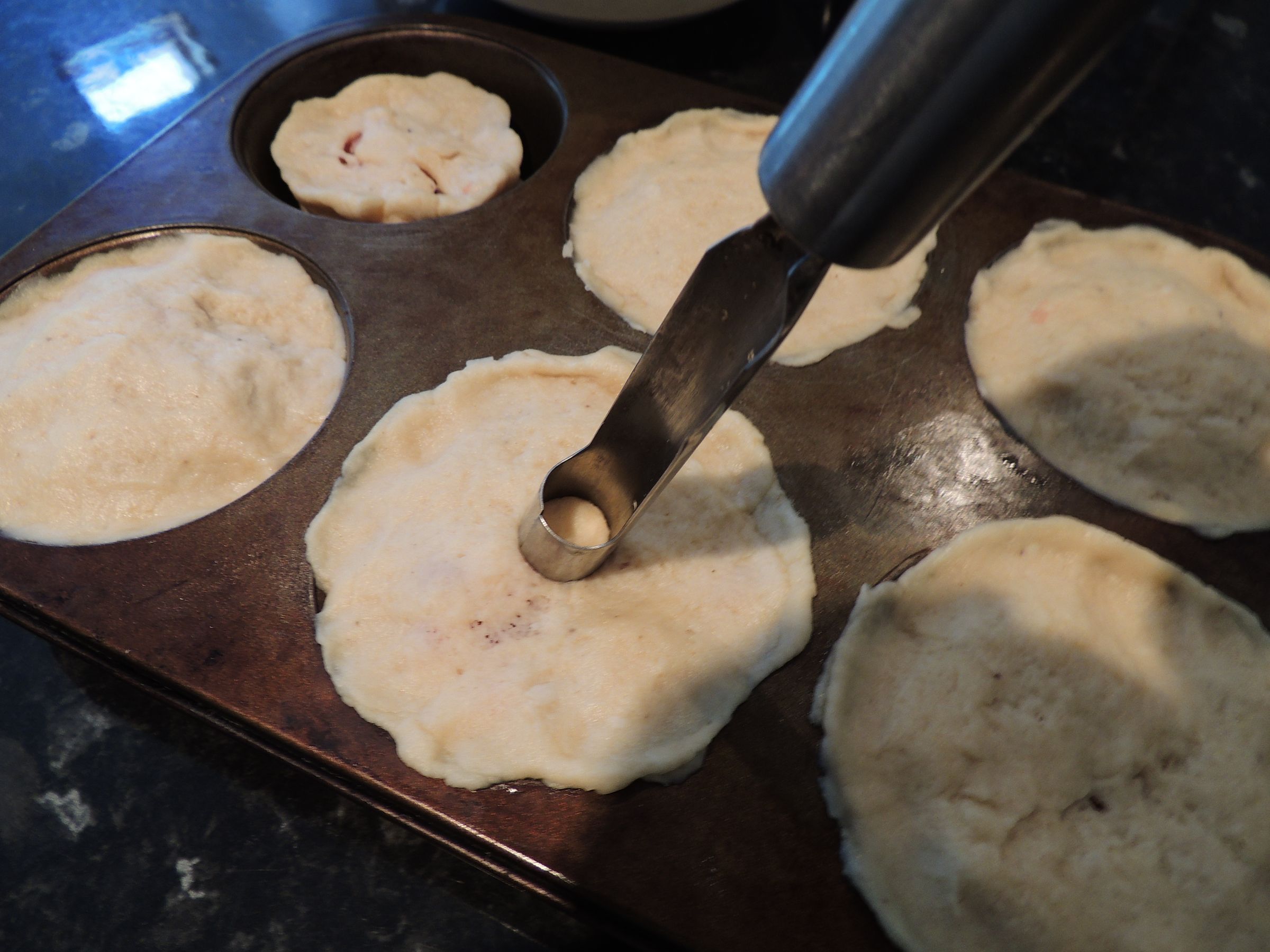 How to Make Traditional English Pork Pies : 6 Steps (with Pictures ...