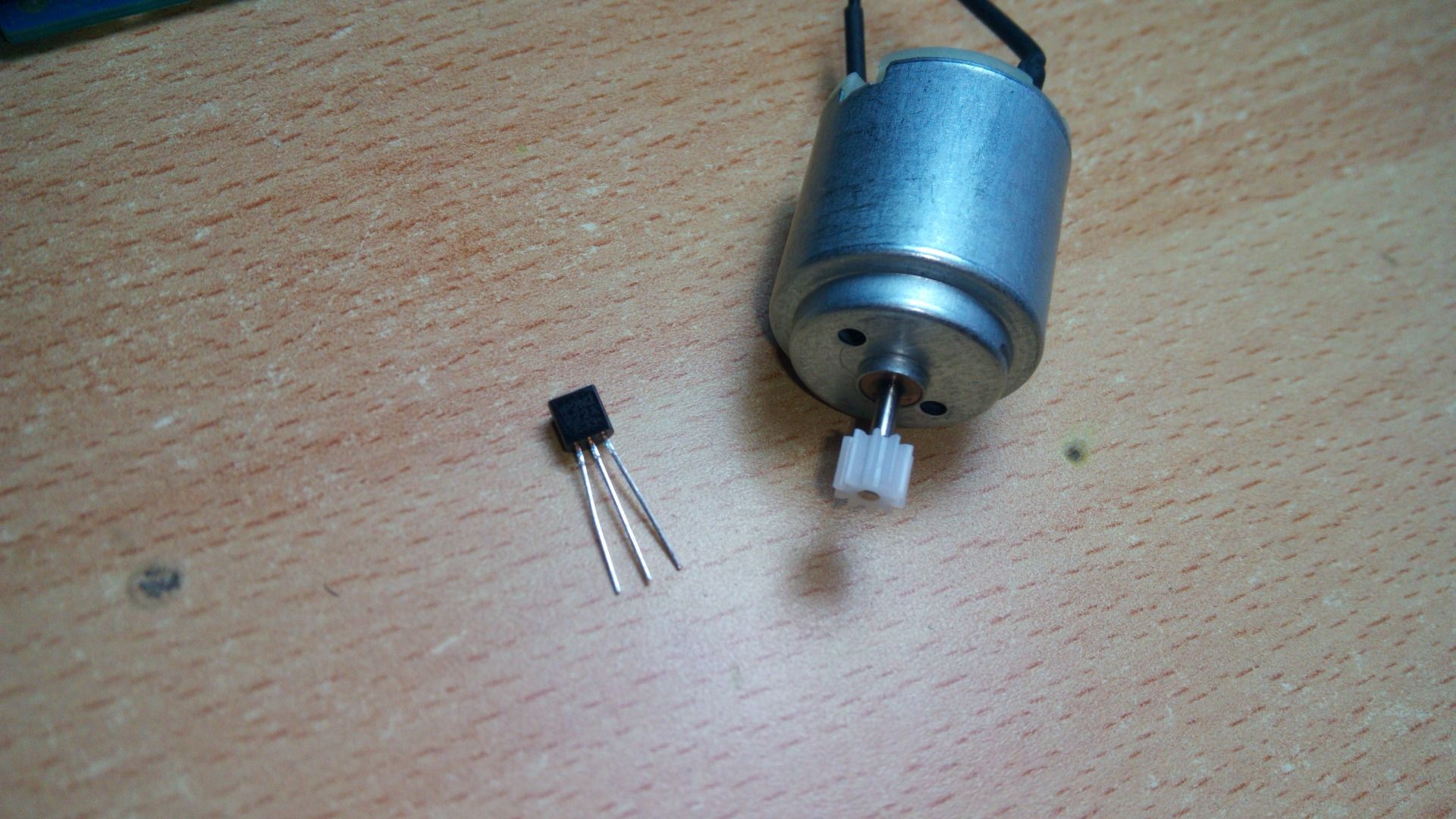 How to Drive a DC Motor With Transistor - Arduino Tutorial : 4 Steps ...