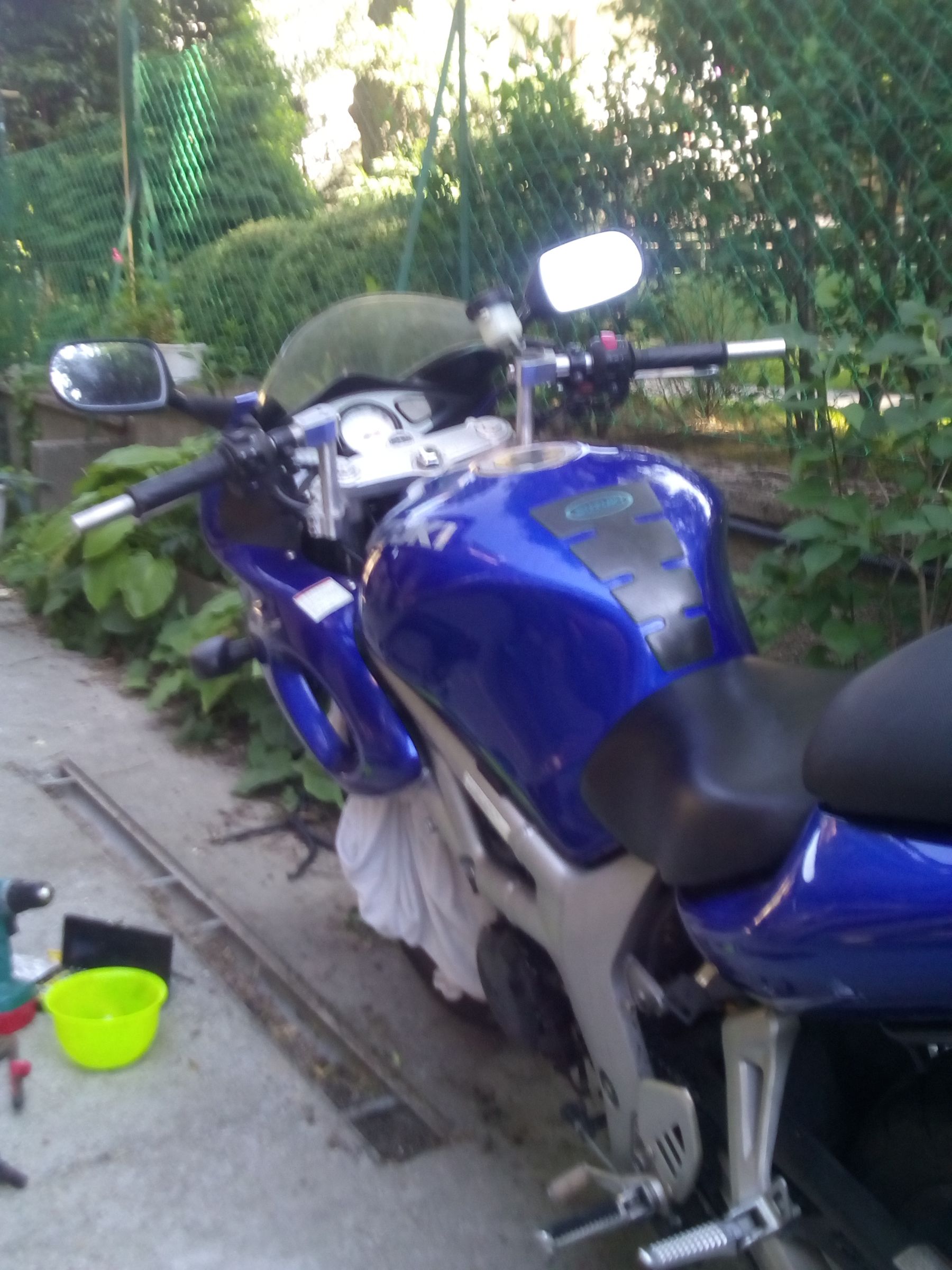 SV 650 S Handlebar Conversion : 5 Steps (with Pictures) - Instructables