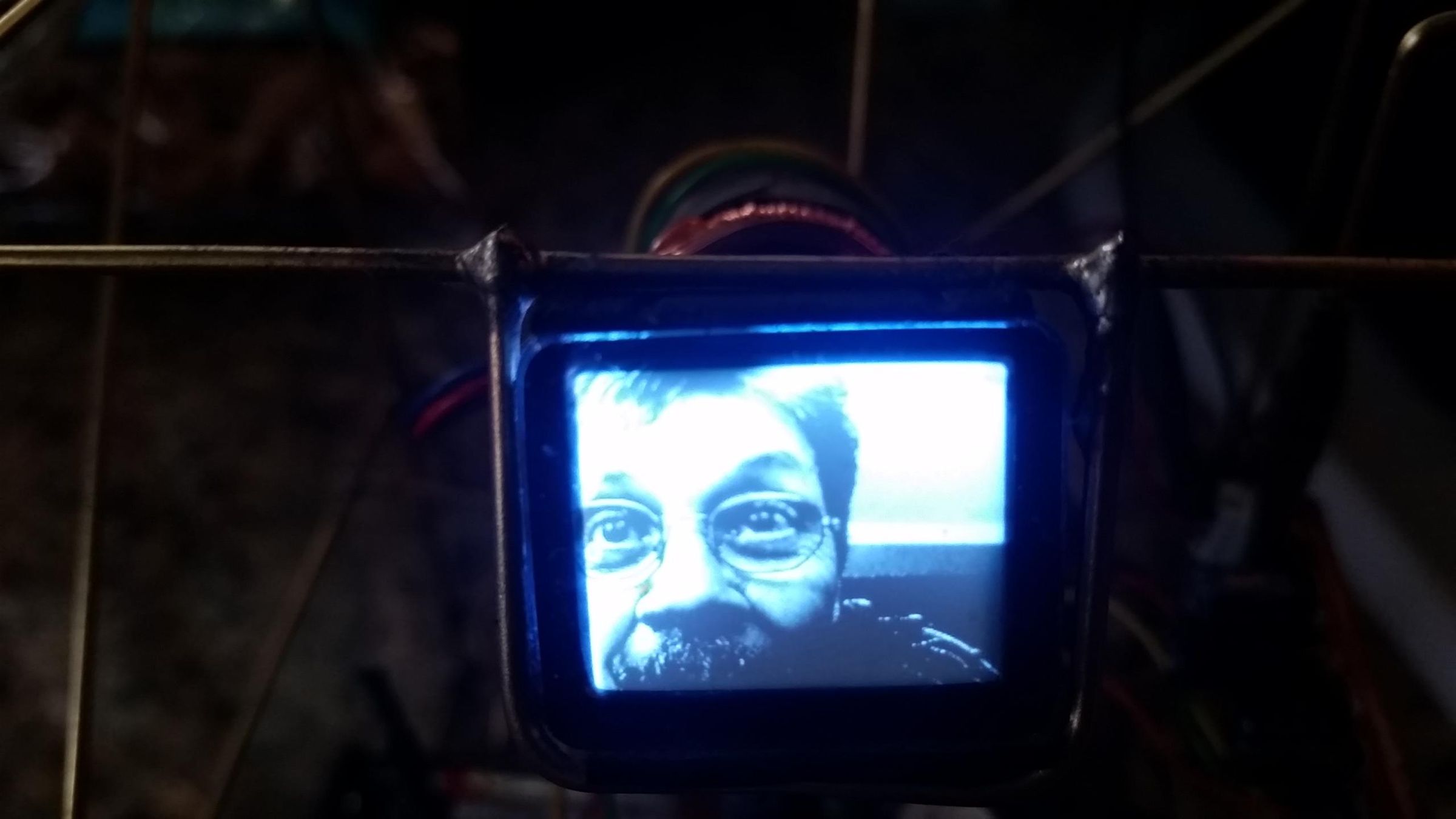 Freeform Mini CRT Sculpture : 4 Steps (with Pictures) - Instructables