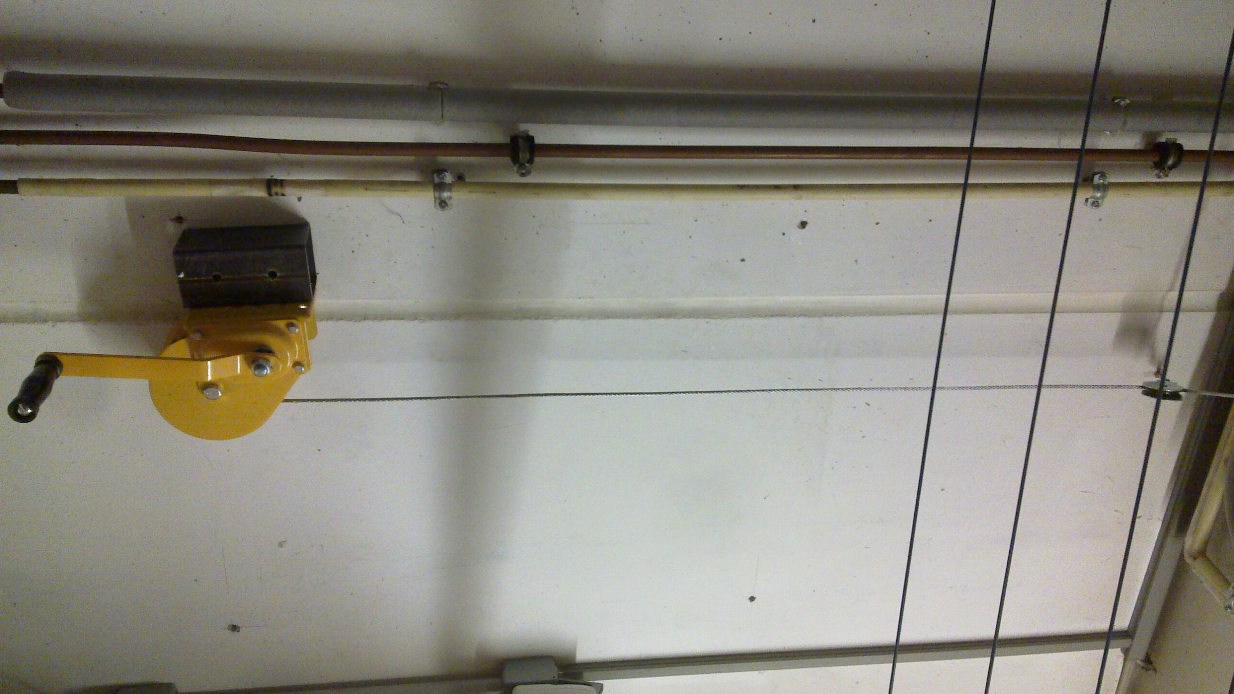Height Adjustable Ceiling Clothes Line : 7 Steps (with Pictures ...