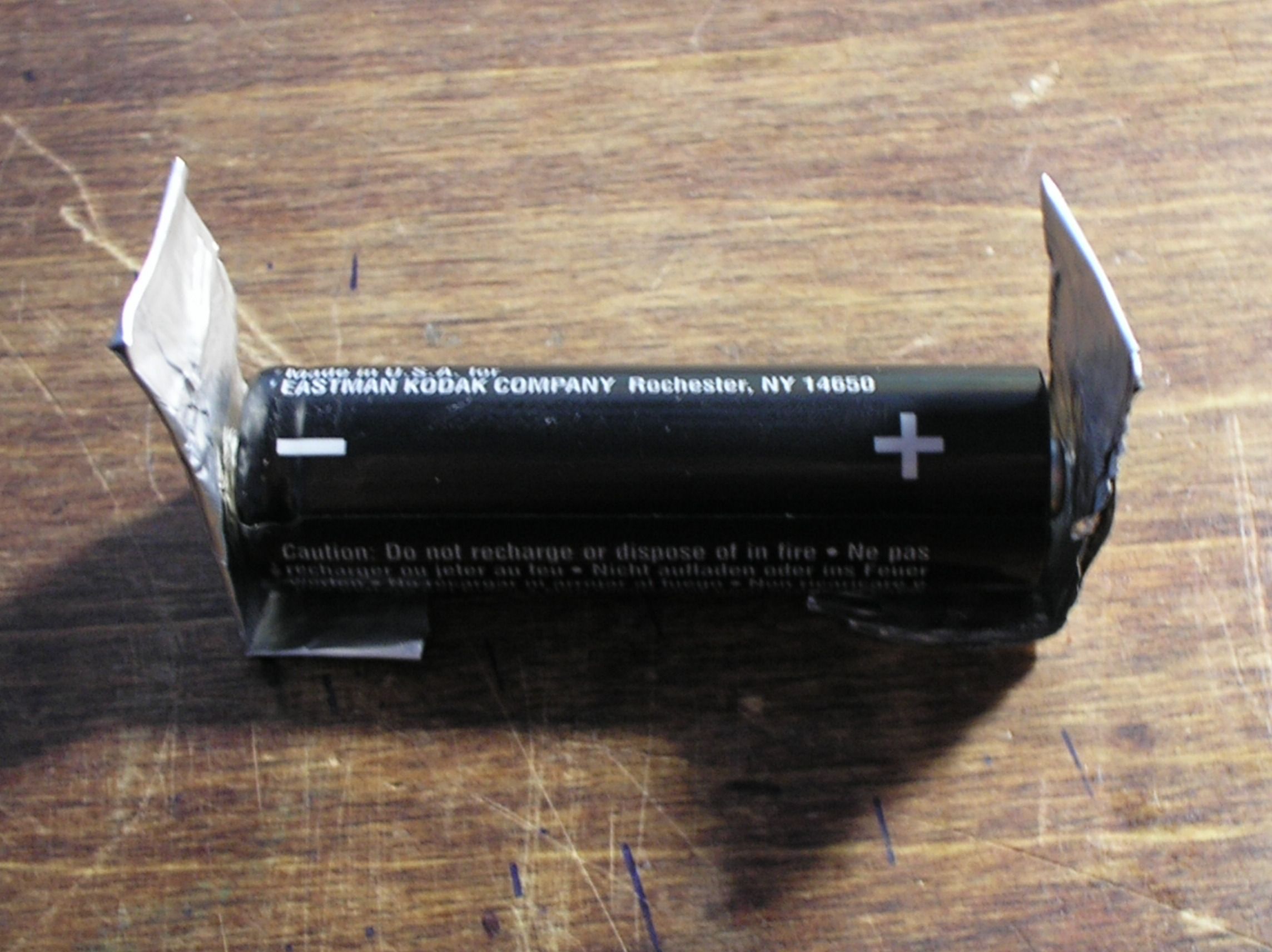 Super Cheap and Easy Battery Holder - Instructables