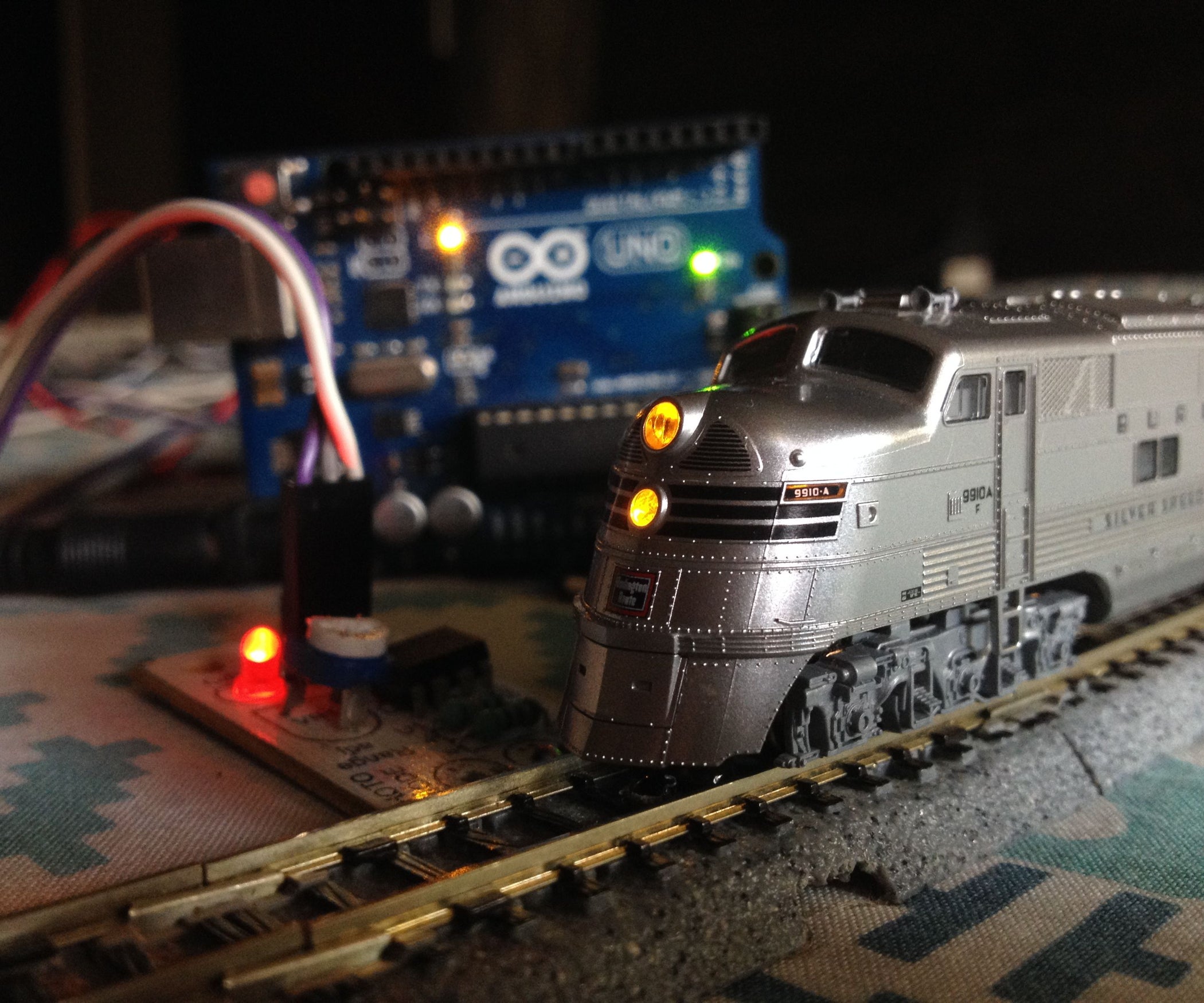 Simple Automated Model Railroad Loop With Yard Siding 11 Steps Instructables 4930