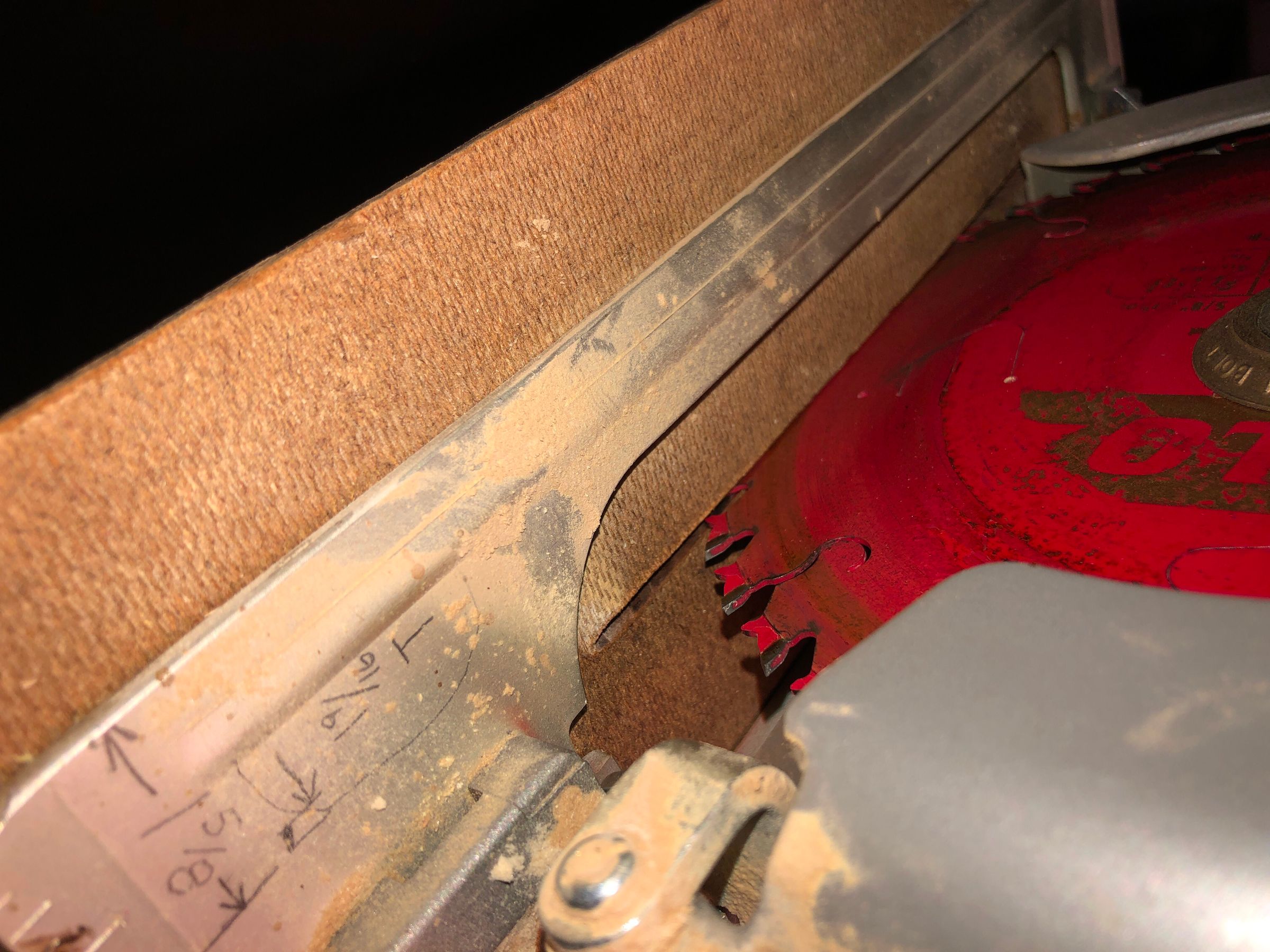 Circular Saw T-square : 6 Steps - Instructables