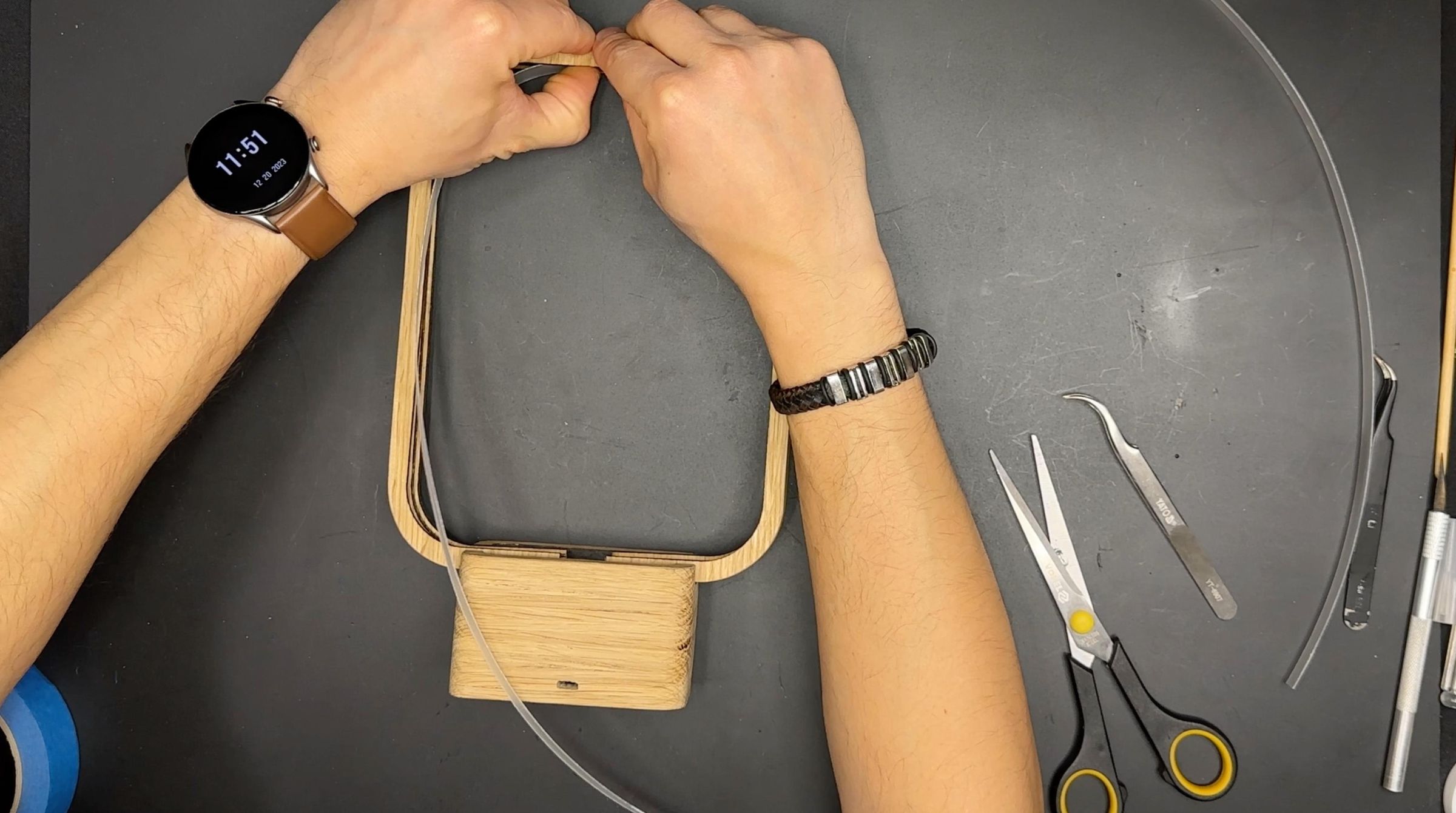 Wooden Desk Lamp With Levitating Dimmer / Color Changing LED : 28 Steps ...