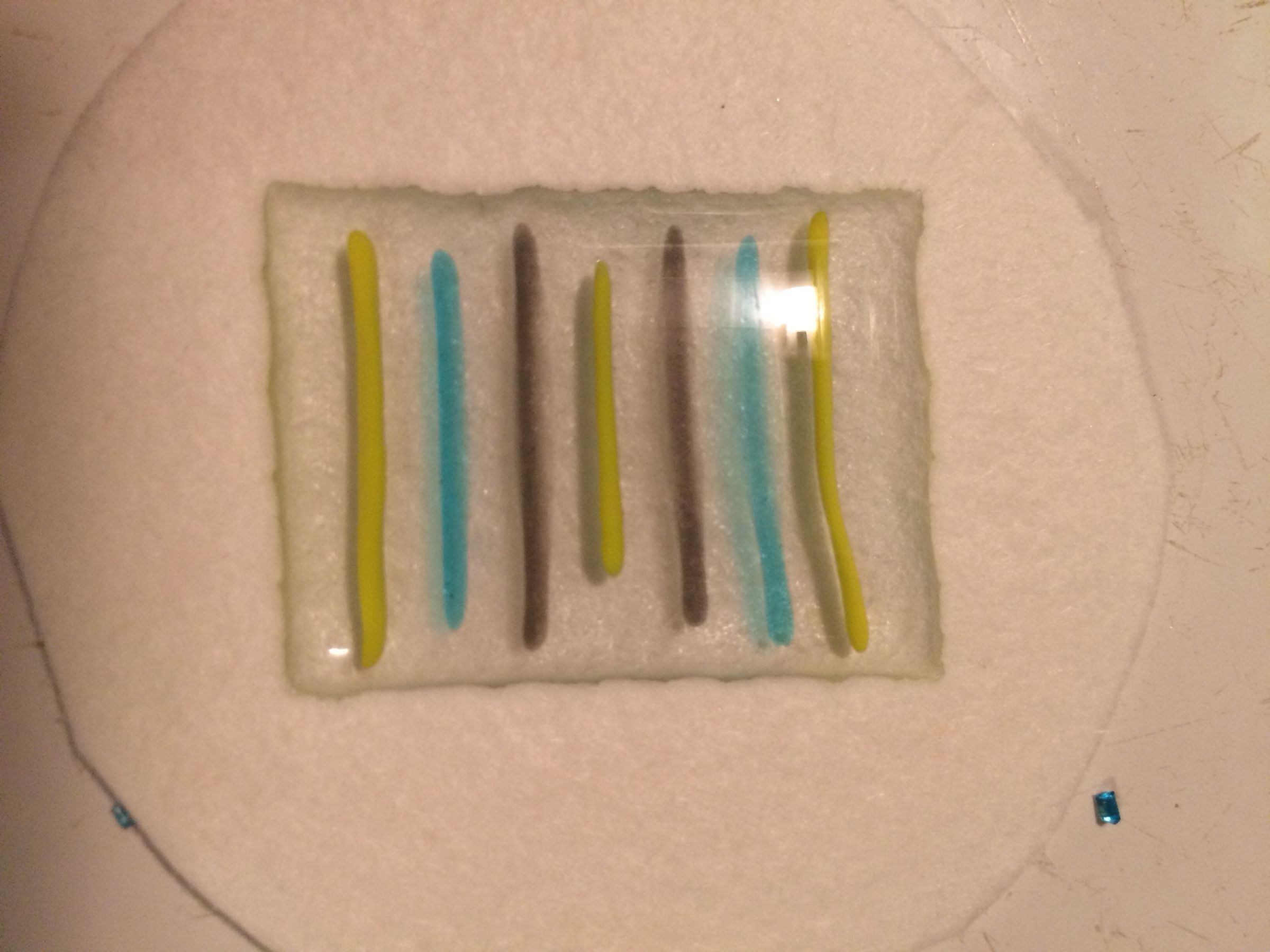 Adding Different Types of Stringers to Fused Glass : 6 Steps (with ...
