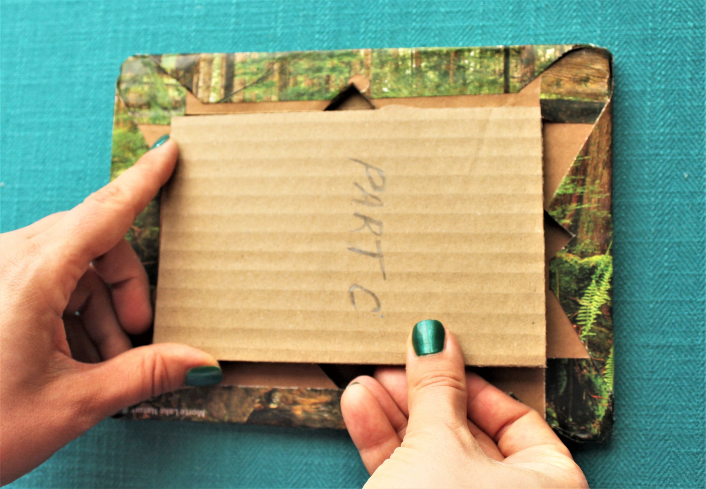 DIY PICTURE FRAME From Cardboard and Decorative Materials : 14 Steps ...