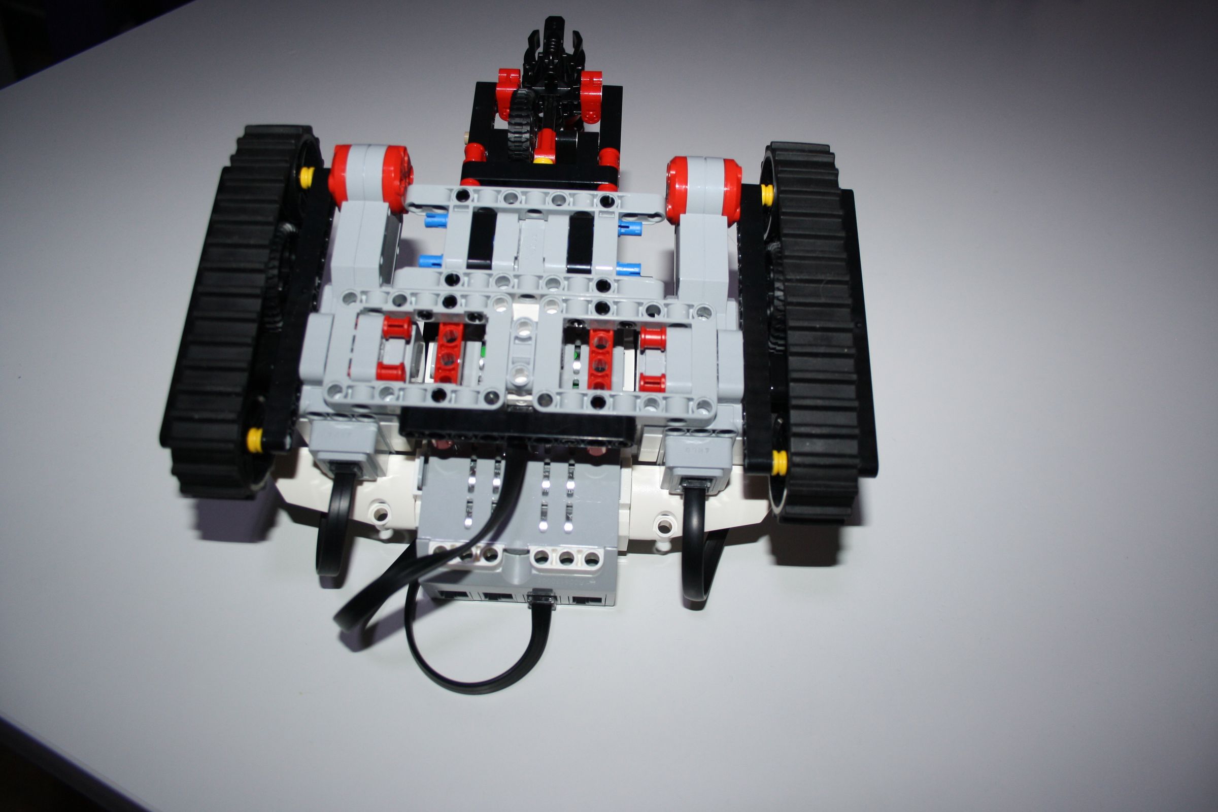 Lego Ev3 Build for Learning Programing and Robotics : 9 Steps ...
