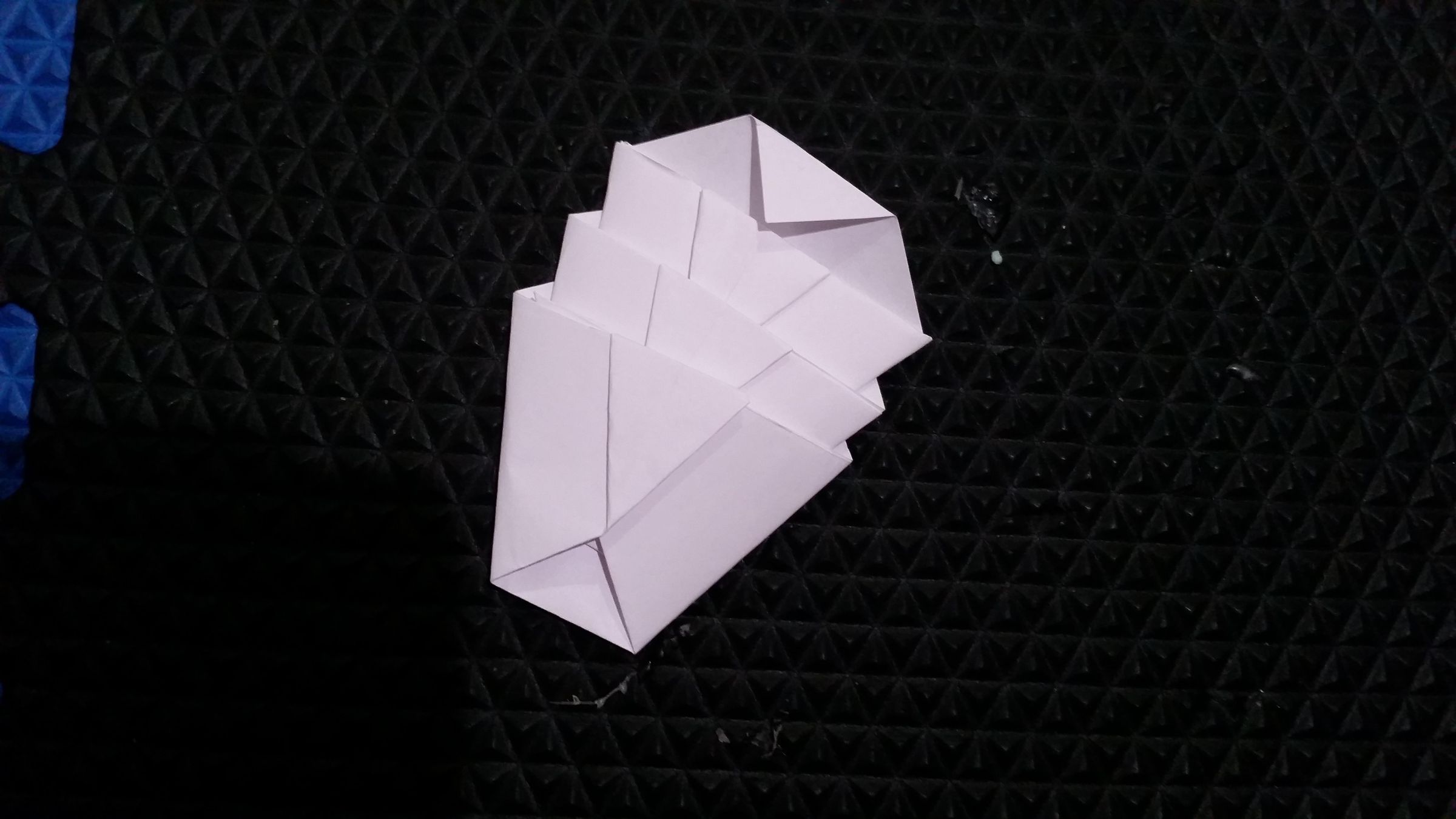 How to Make a Paper Worm Slinky : 5 Steps - Instructables