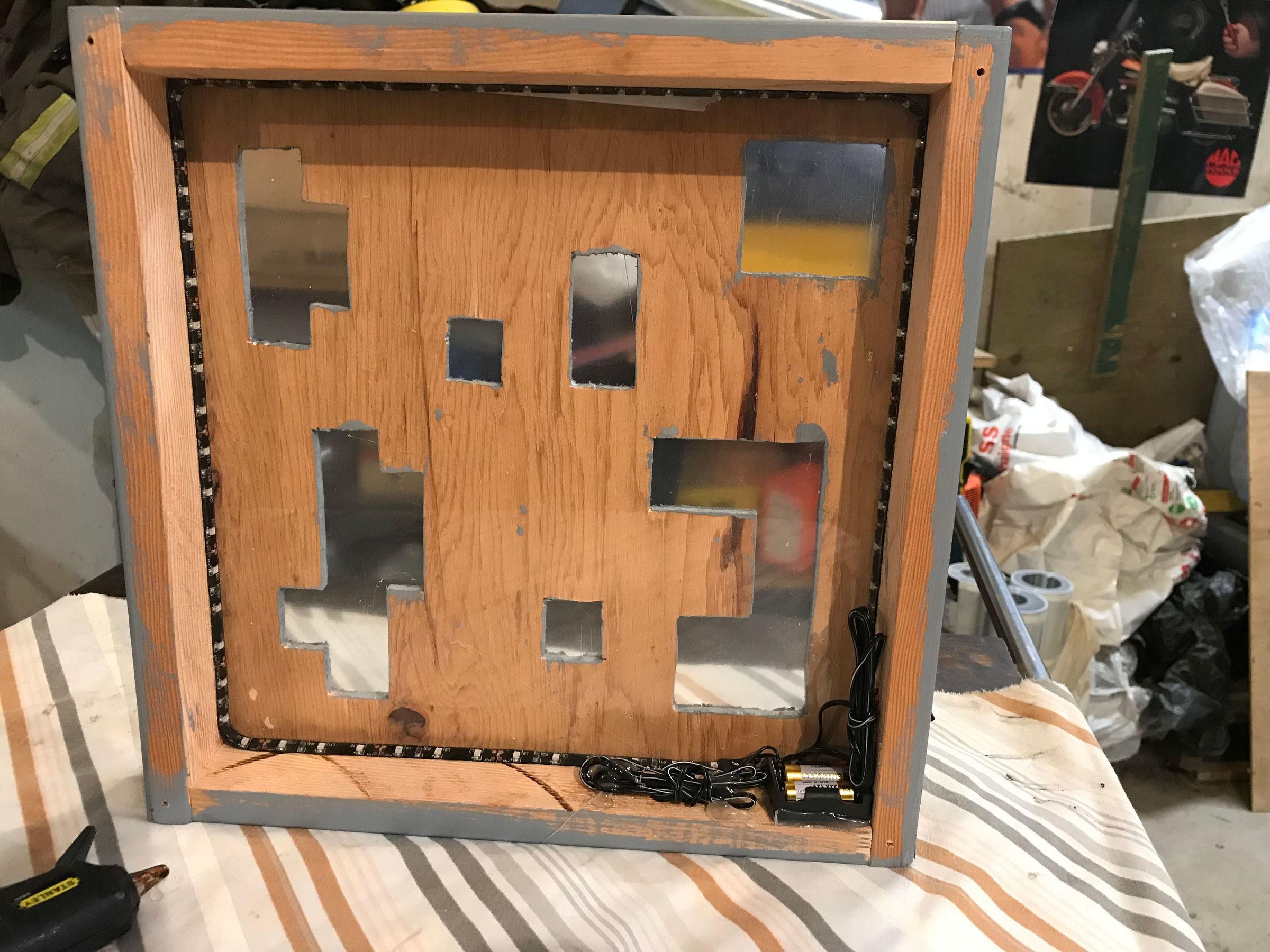 Minecraft Ore Lamp : 11 Steps (with Pictures) - Instructables
