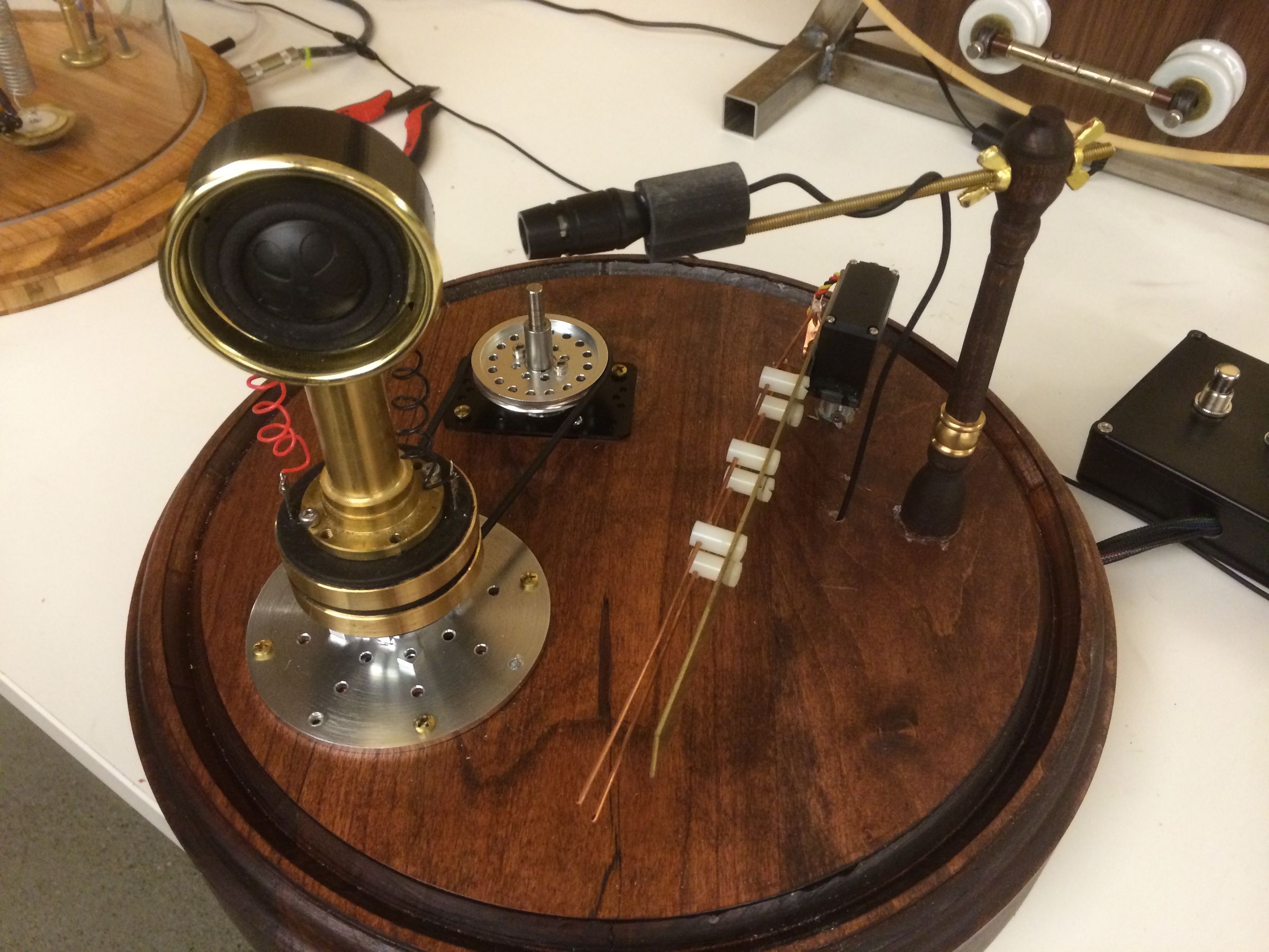 Anachronistic Audio Effect Unit: Tremolo : 9 Steps (with Pictures ...