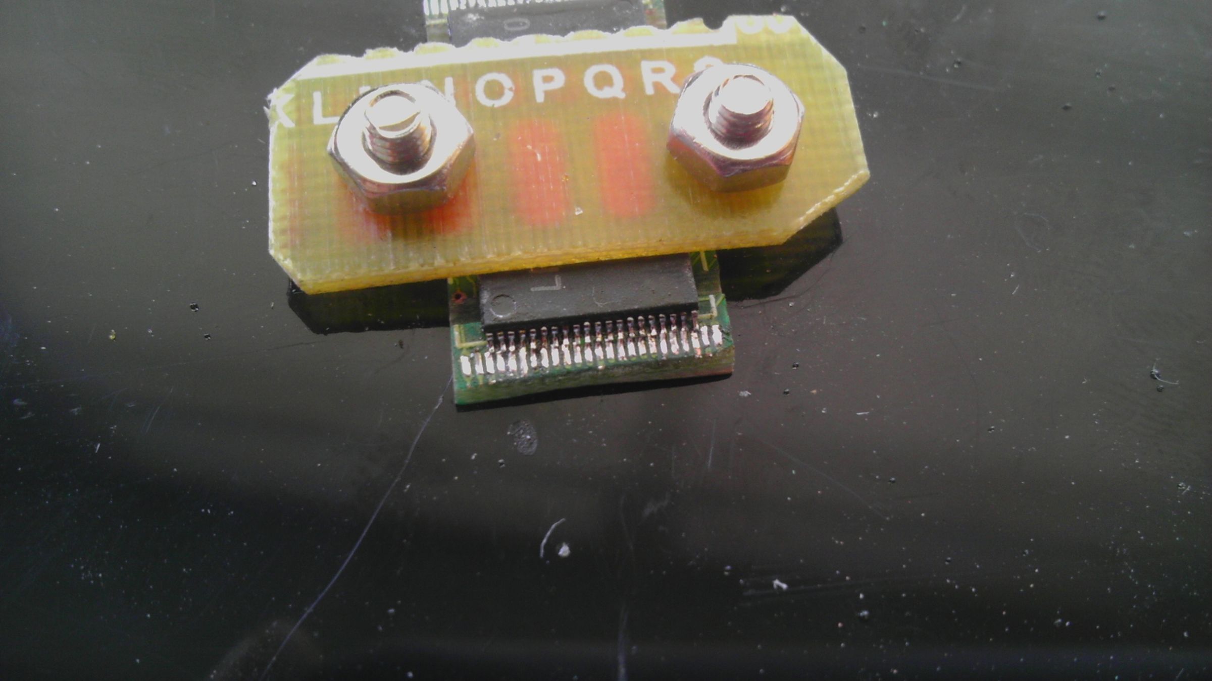 DIY Breakout for Scavenged Surface Mount IC : 6 Steps - Instructables