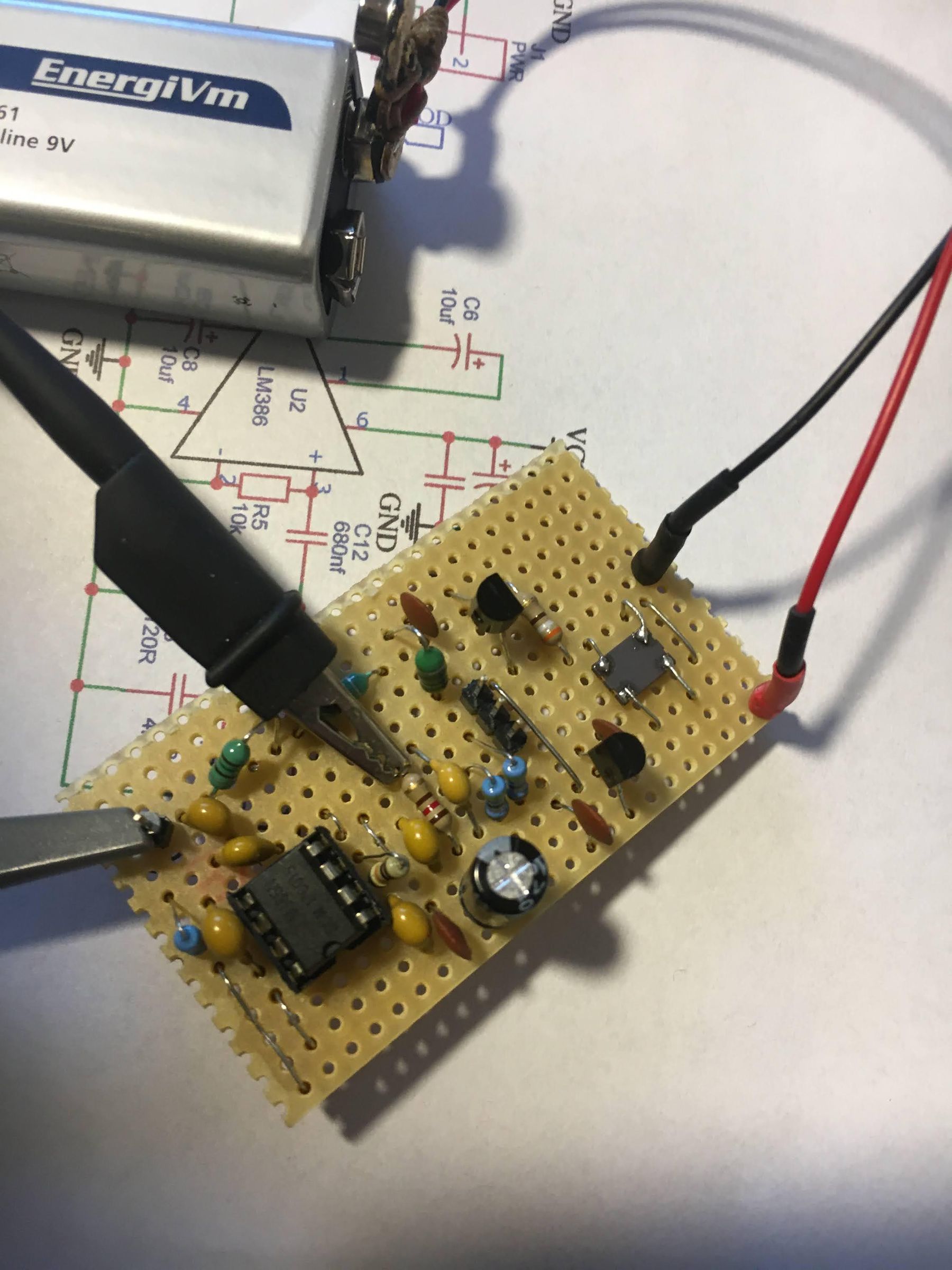 AM Radio Modulator / Short Range Transmitter : 4 Steps - Instructables