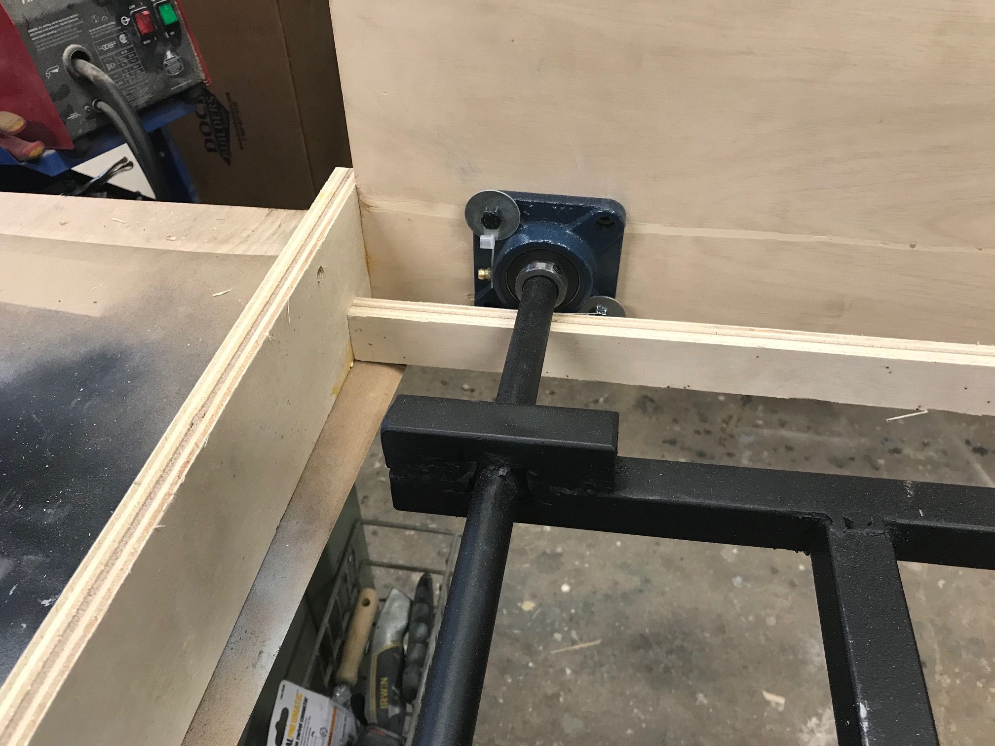 Motorized Flip Down TV Lift : 7 Steps (with Pictures) - Instructables