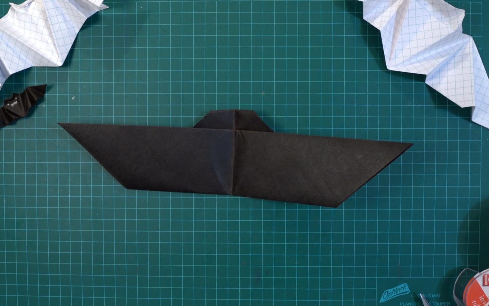How to Make a Origami Bats : 7 Steps (with Pictures) - Instructables