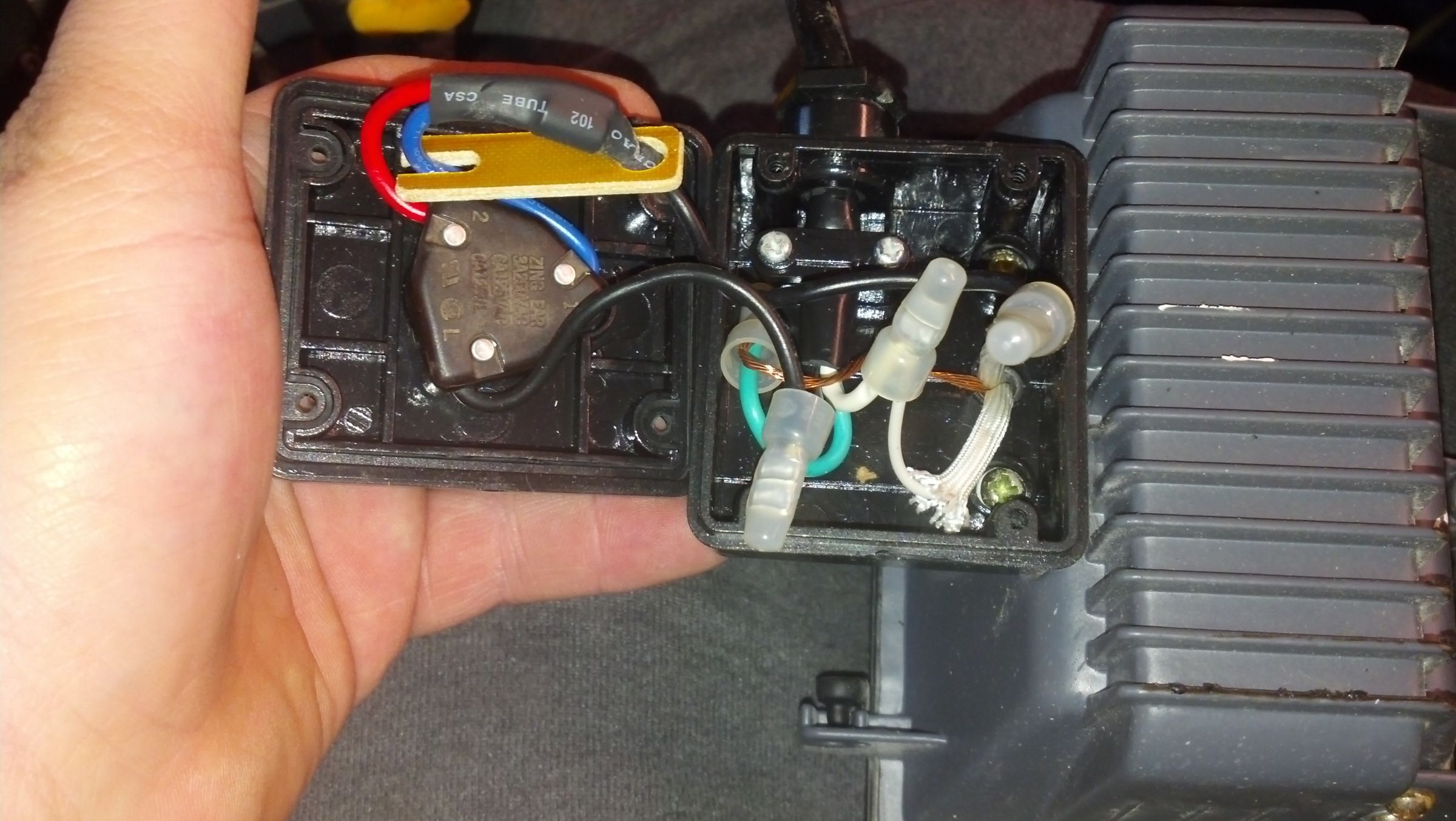 Halogen to LED Work Light Conversion : 4 Steps - Instructables