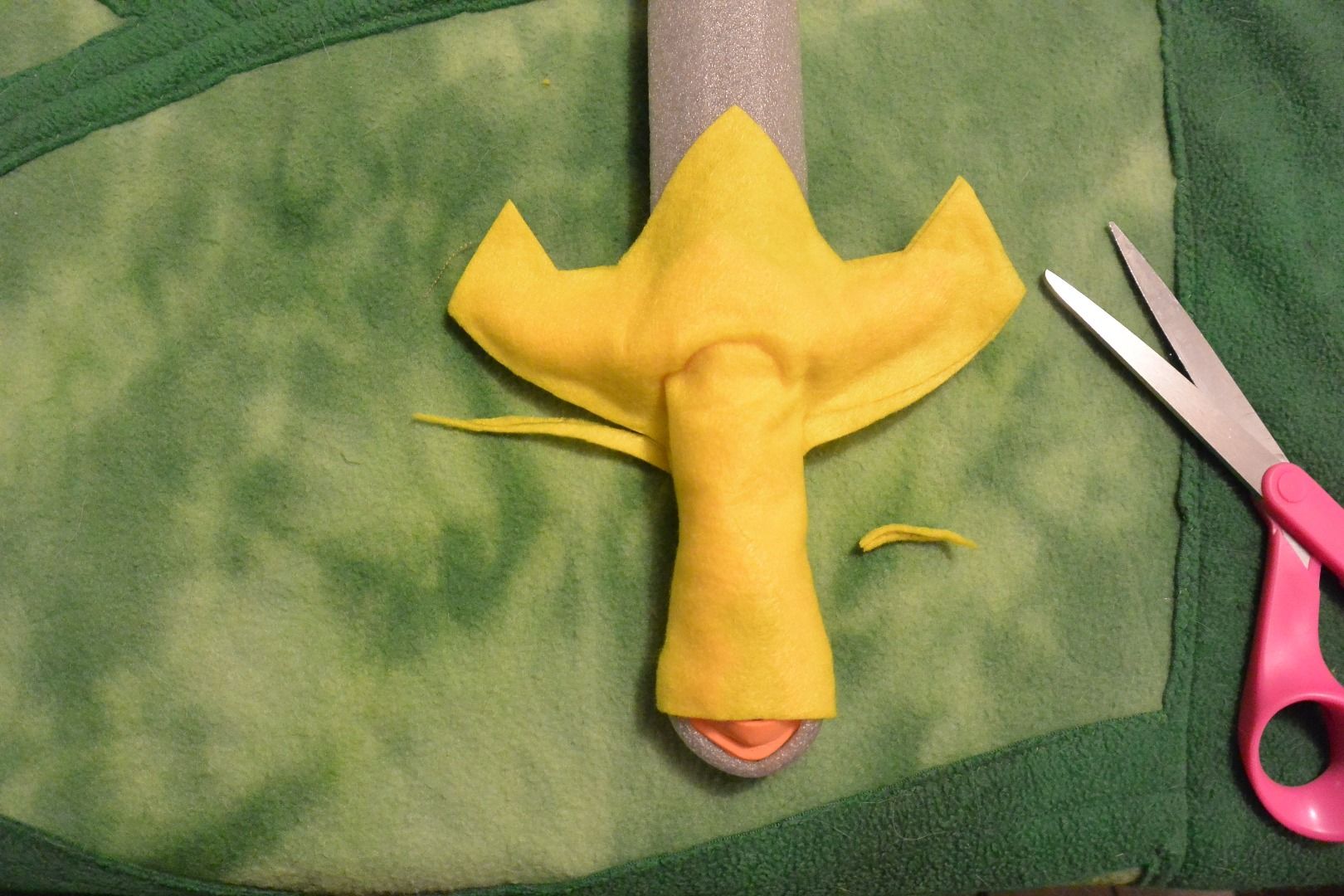 Hero of Legend Foam Sword : 3 Steps (with Pictures) - Instructables