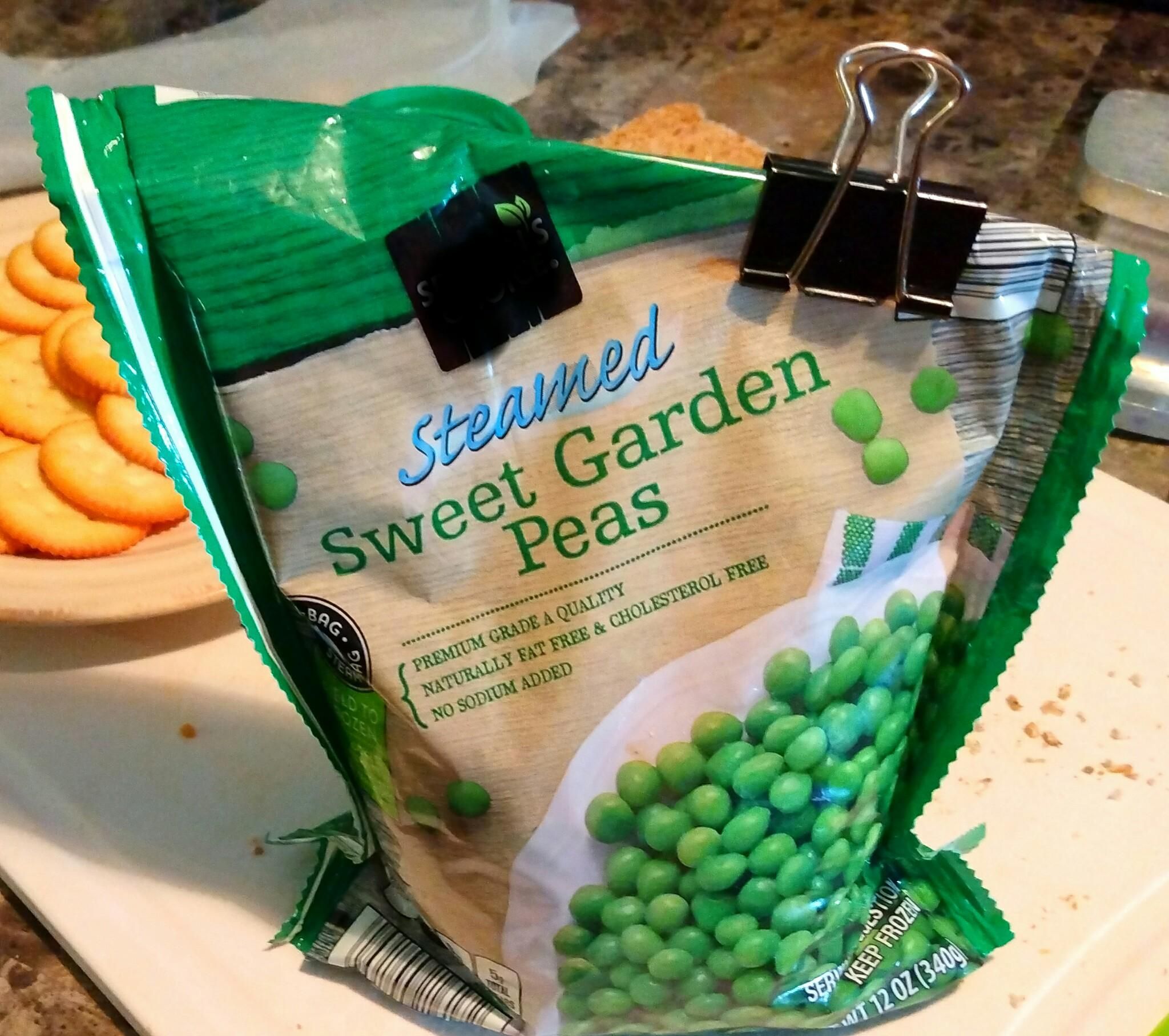 (LICKETY-SPLIT) PEA DIP FINGER SANDWICHES / HORS D'OEUVRES : 5 Steps ...