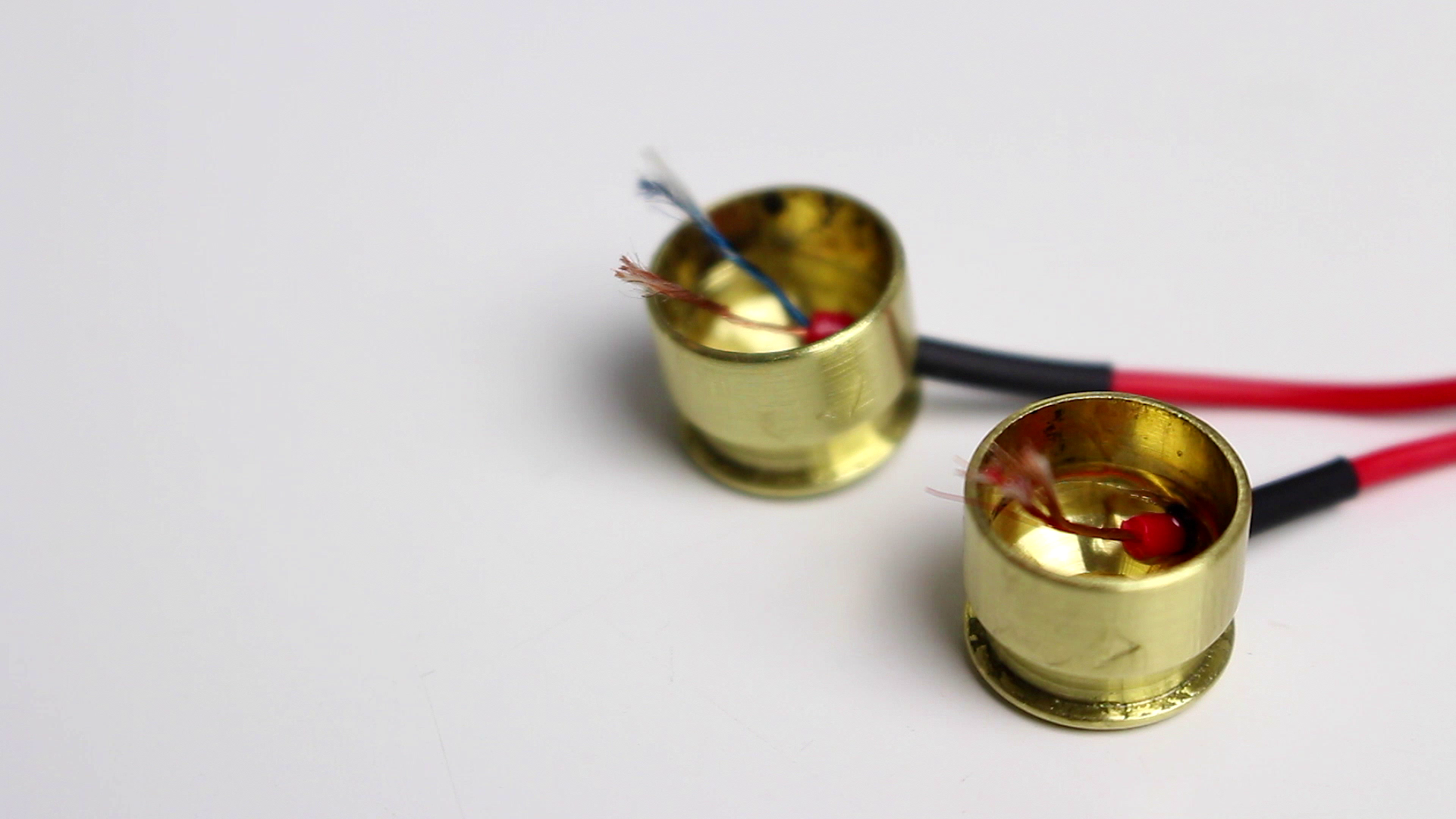 DIY Bullet Headphones : 10 Steps (with Pictures) - Instructables