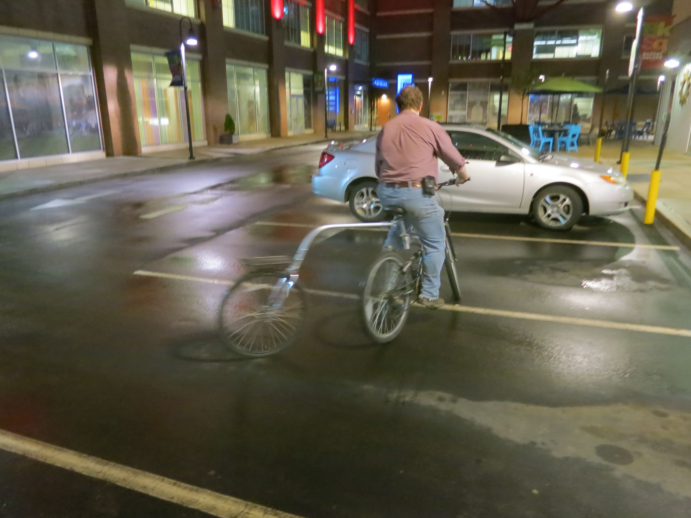 One Wheel Bike Trailer - I Made It at TechShop : 8 Steps - Instructables