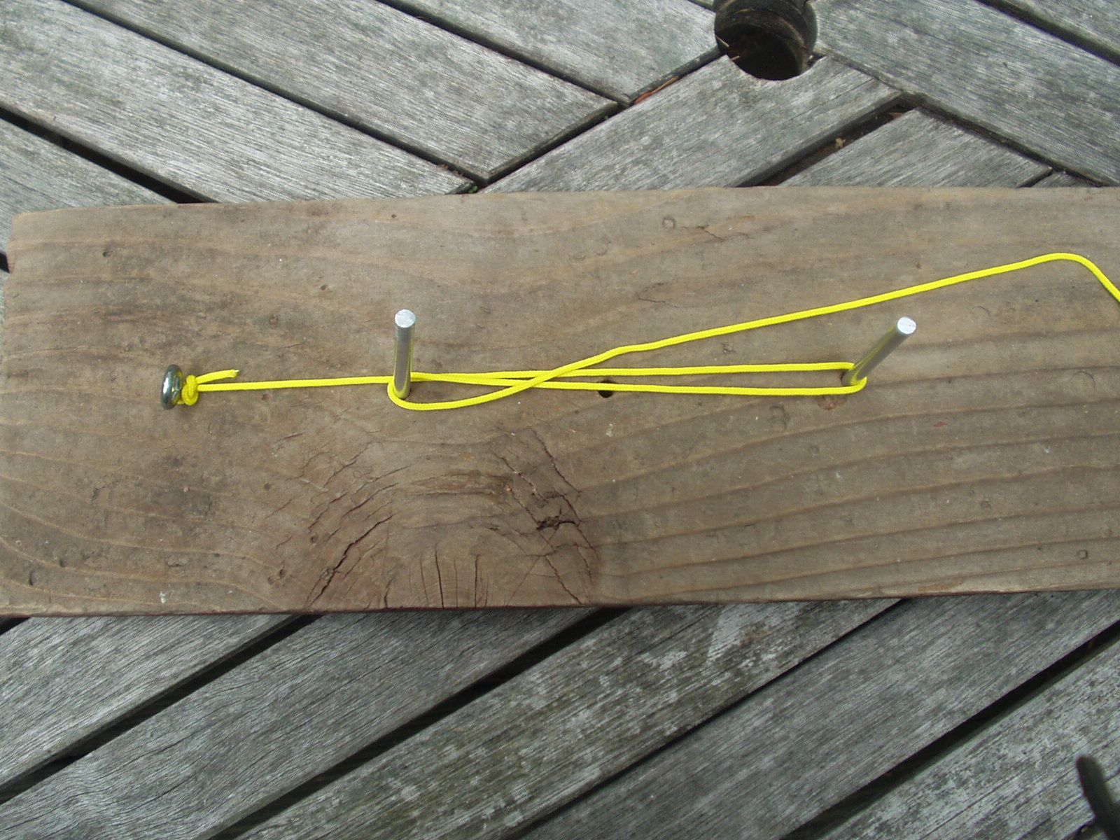 Figure 8 Loom : 10 Steps - Instructables