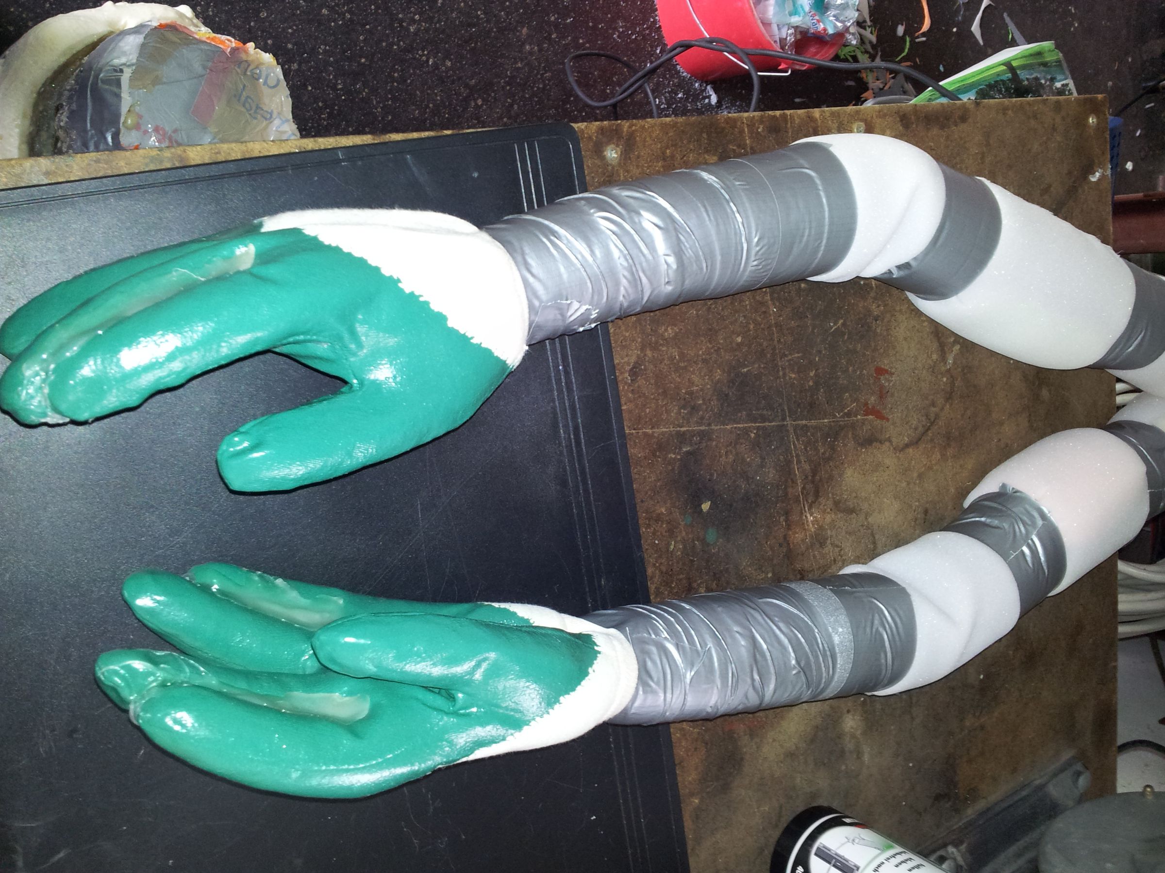 Tentacled Four Armed, Four Eyed Alien Costume. : 6 Steps (with Pictures ...