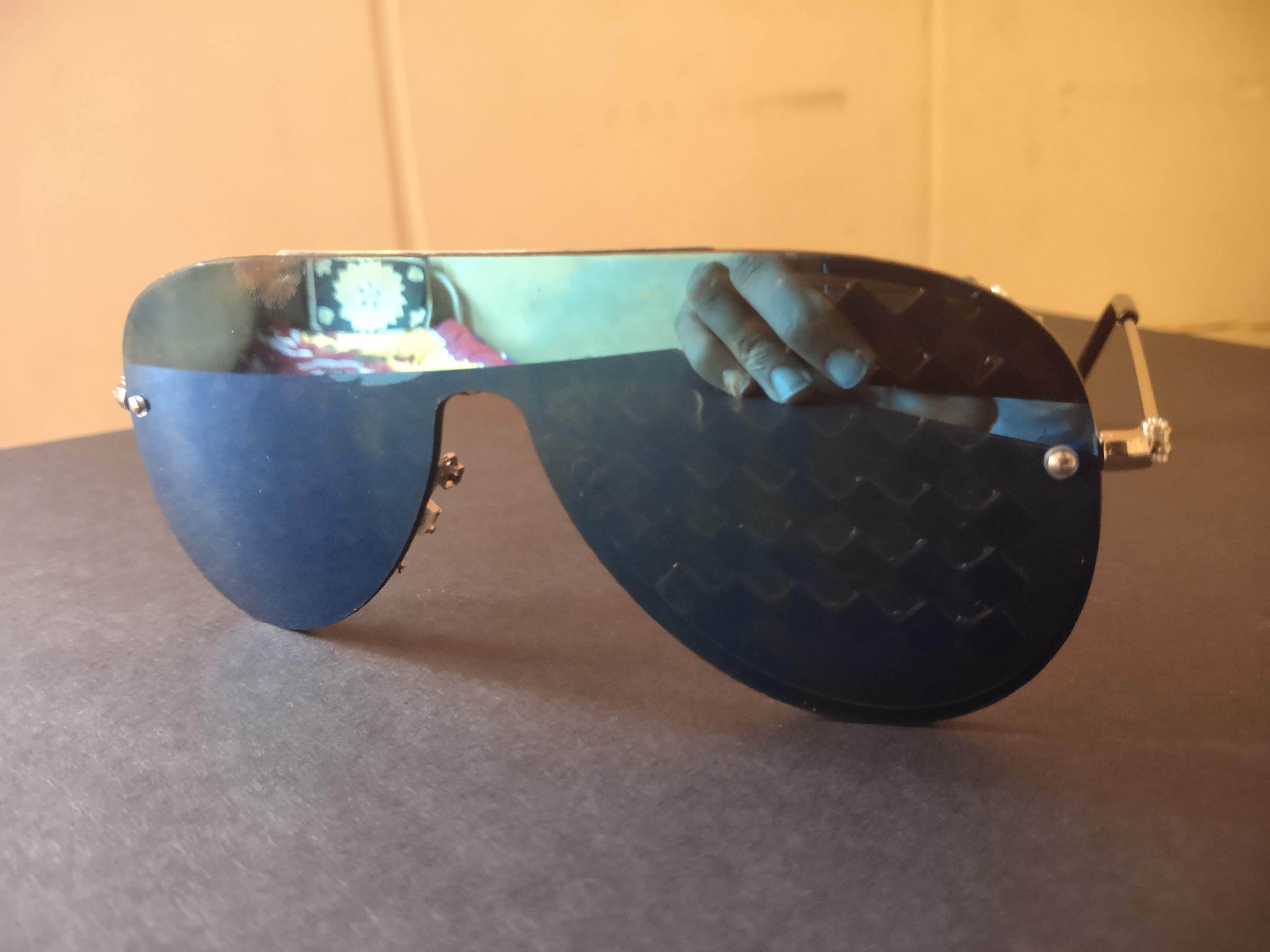 RGB LED Goggles : 4 Steps - Instructables