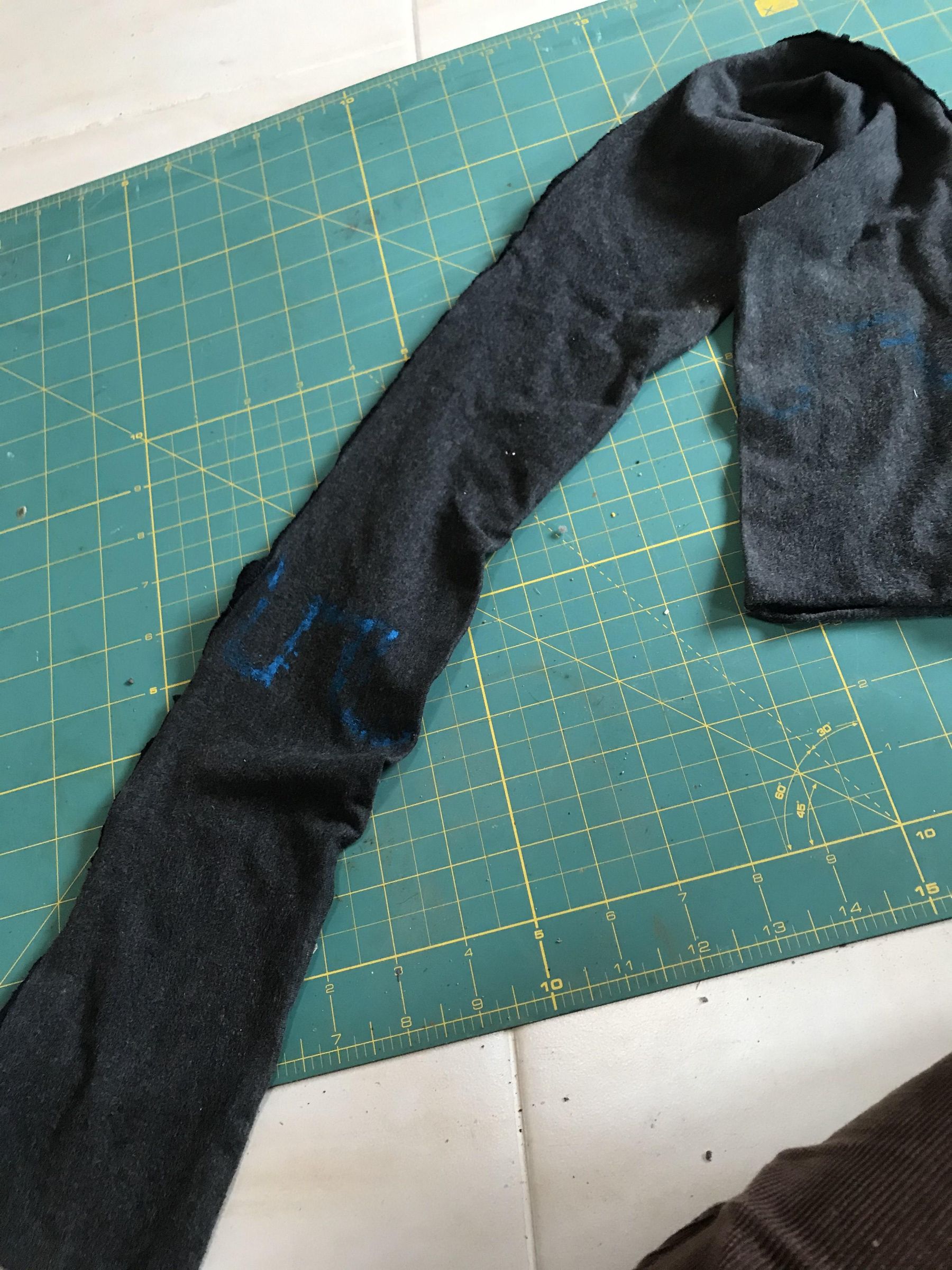 How to Make a Long Cat : 8 Steps - Instructables