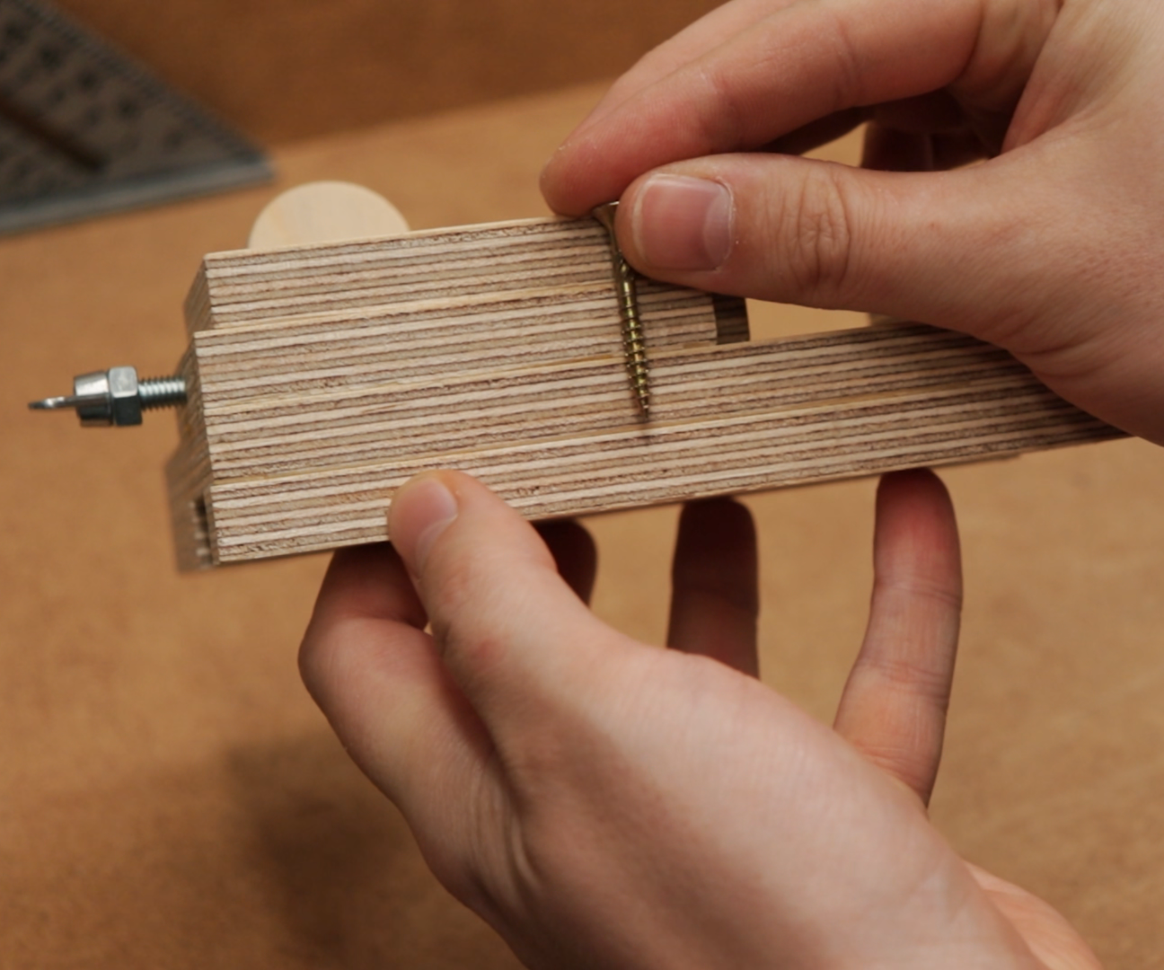 Make PERFECT CUTS With This DIY Dremel Cutting Station : 15 Steps (with ...