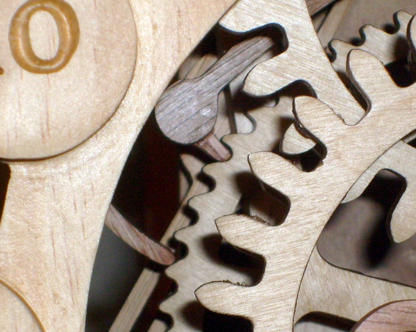A Wood Gear Clock With a Unique Drive Mechanism : 34 Steps (with ...