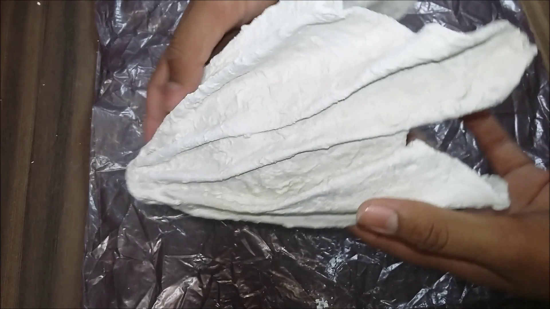 How to Make Vase From Cloth|Plastic Bottle Vase|Plaster of Paris Vase ...