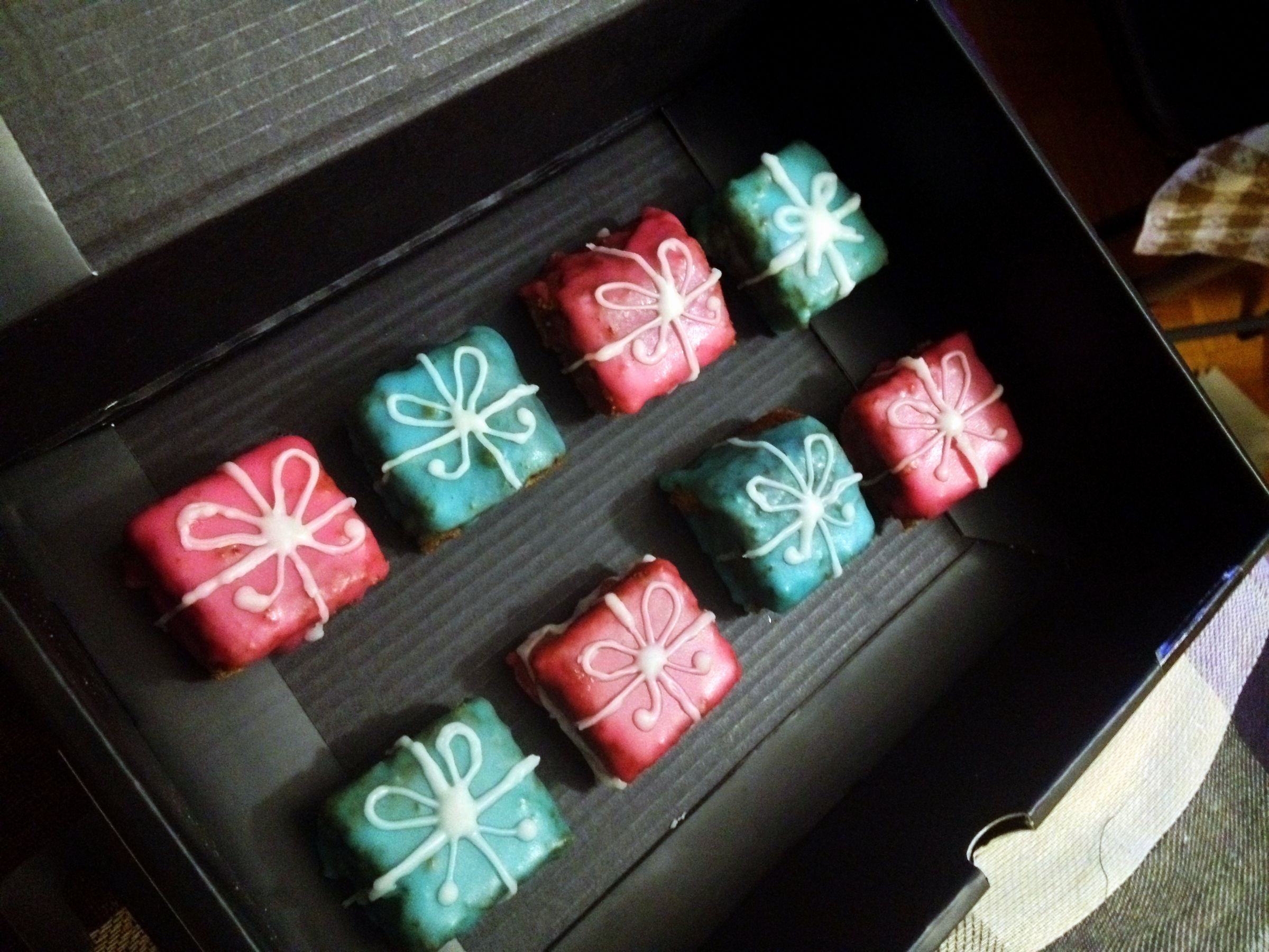 Edible Gift Box : 9 Steps - Instructables