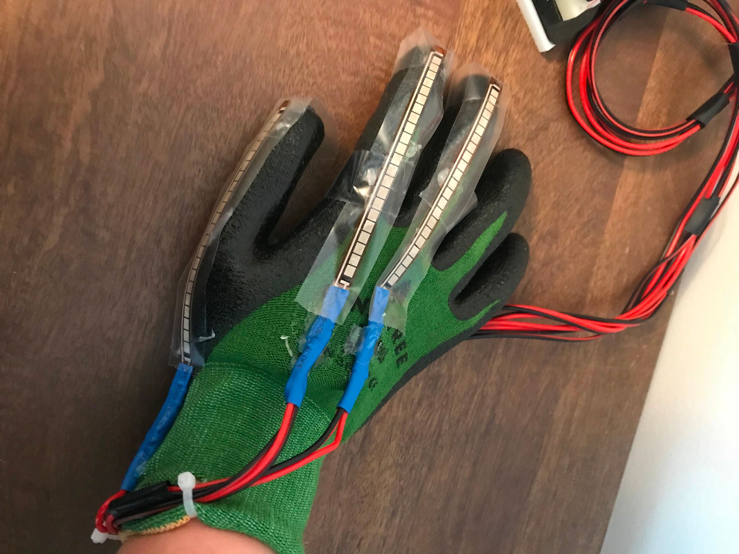 Robotic Arm Controlled by Glove : 6 Steps (with Pictures) - Instructables