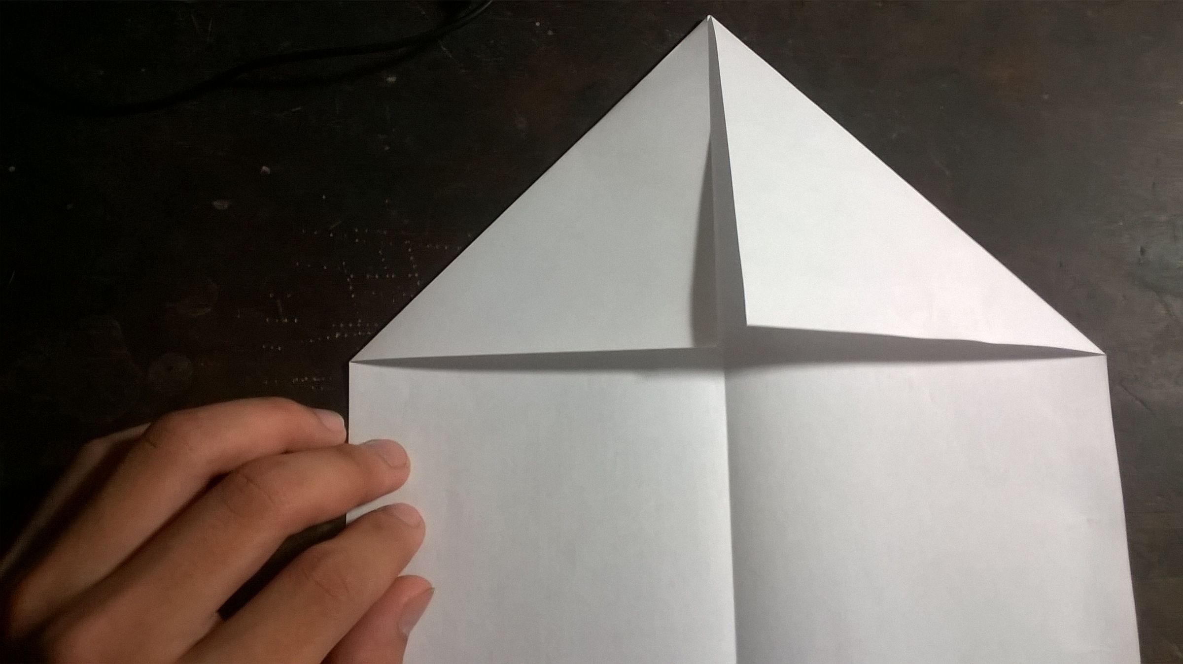 Papaer Airplane : 7 Steps - Instructables