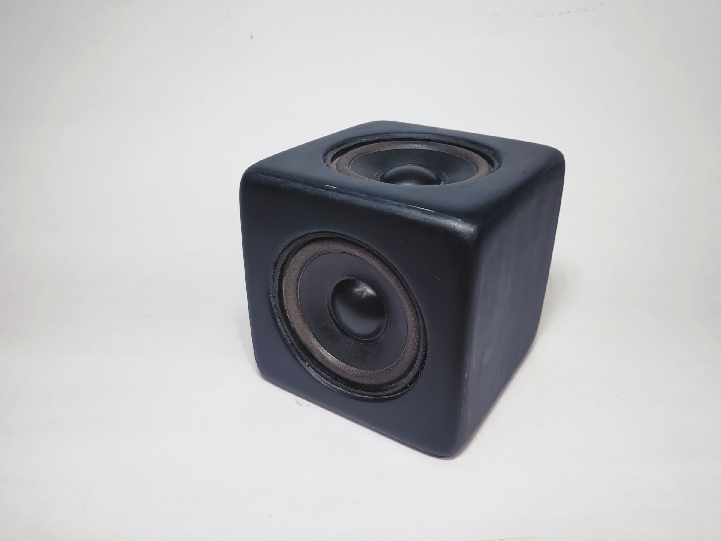 DIY Bluetooth Speaker (CubeBOX) : 11 Steps (with Pictures) - Instructables