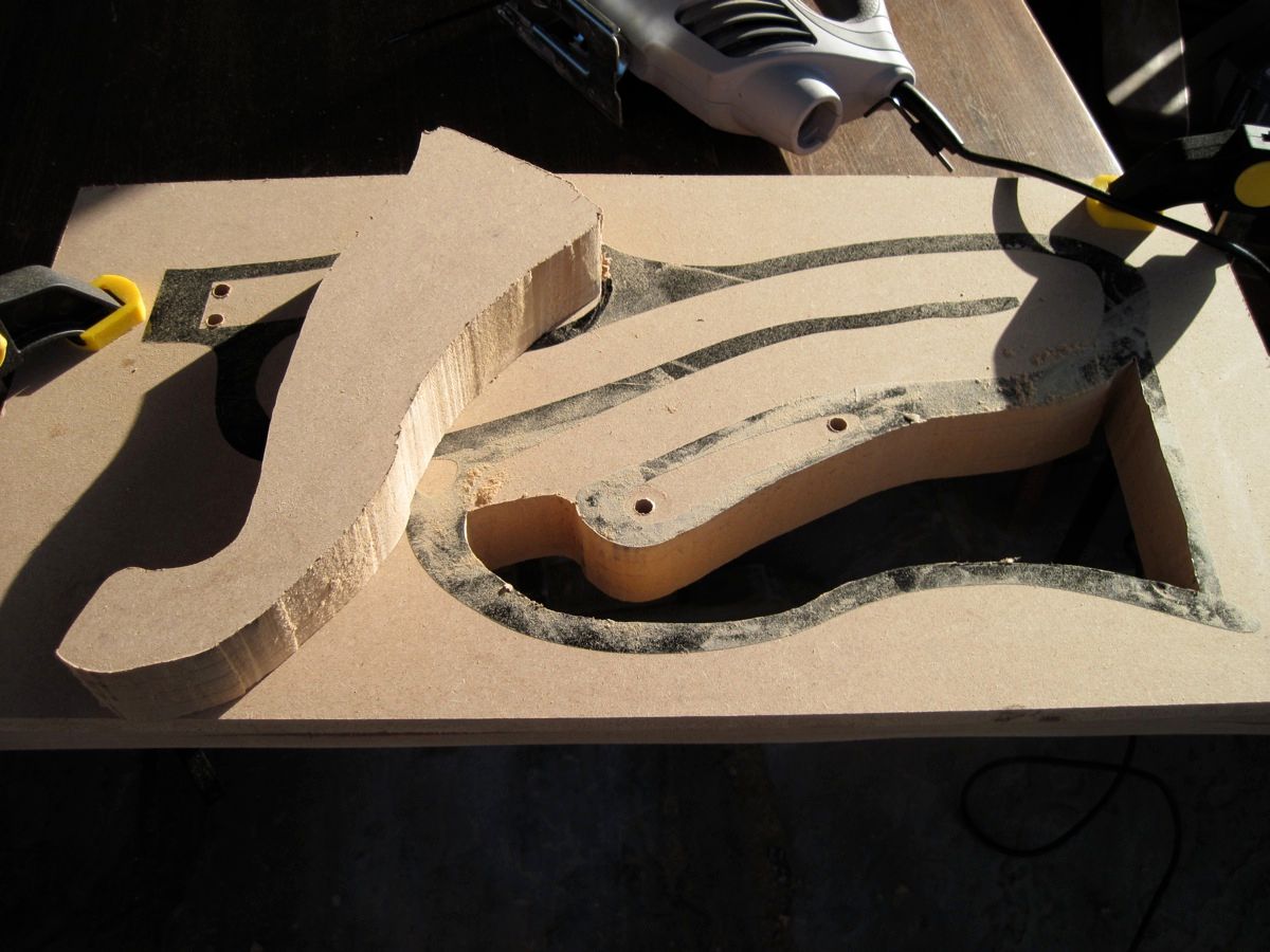 How to Build a Curly Box-didge, and How Not To : 14 Steps (with ...