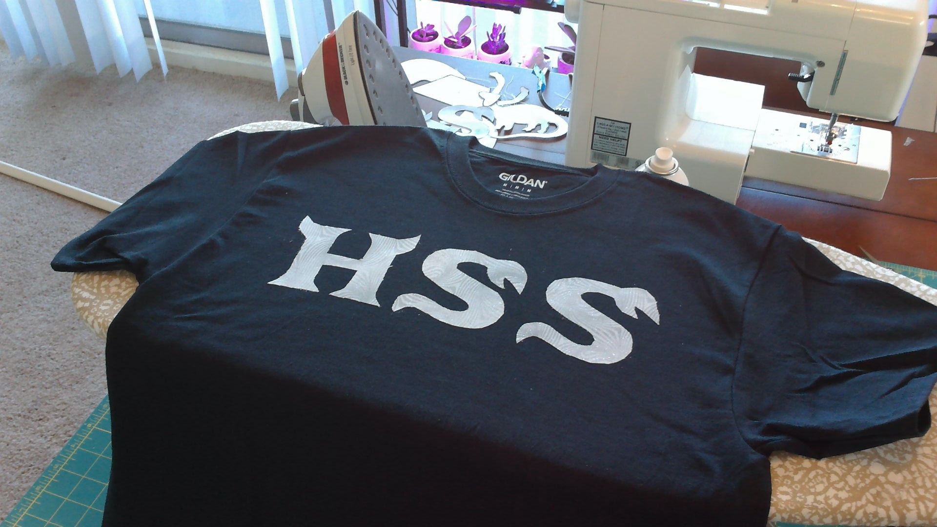 Quick and Easy Applique Using Fusible Interfacing : 8 Steps - Instructables