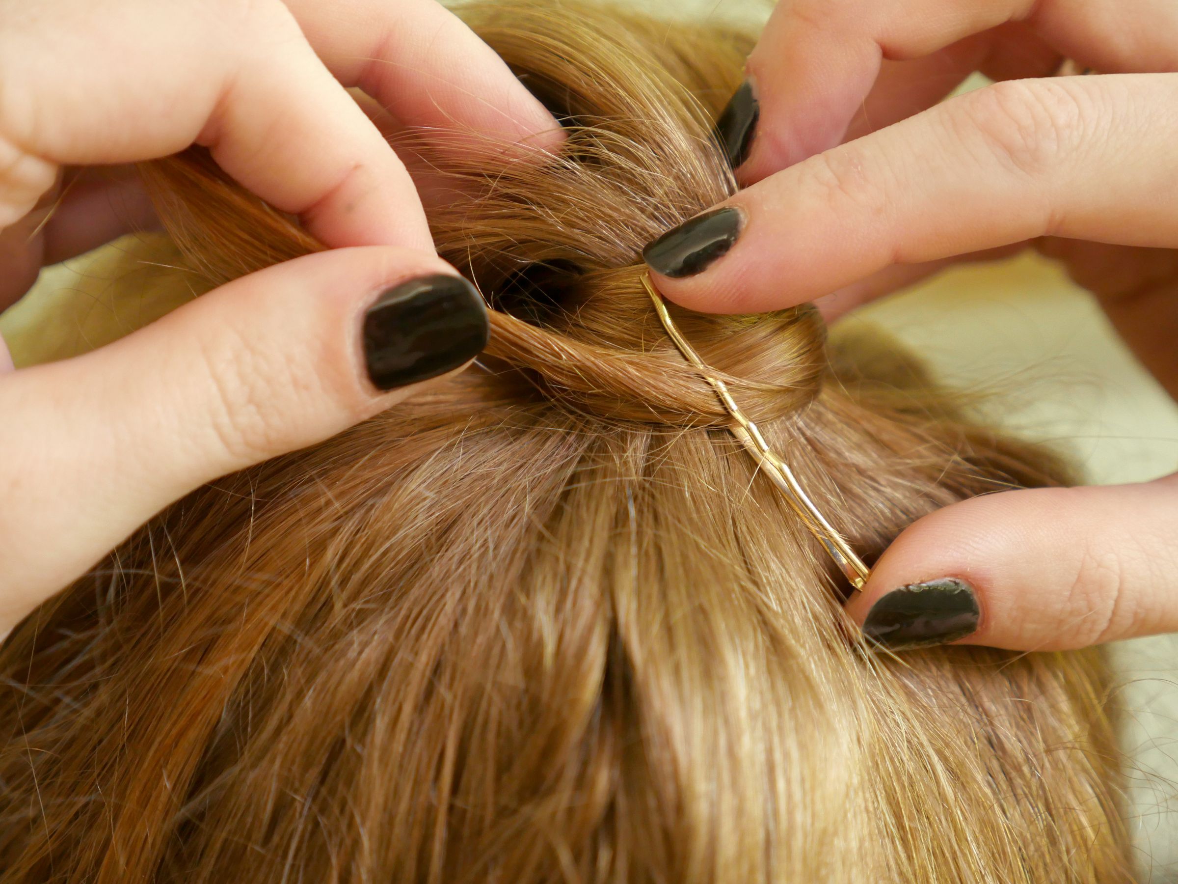 Rope Twist Hairstyle : 4 Steps (with Pictures) - Instructables