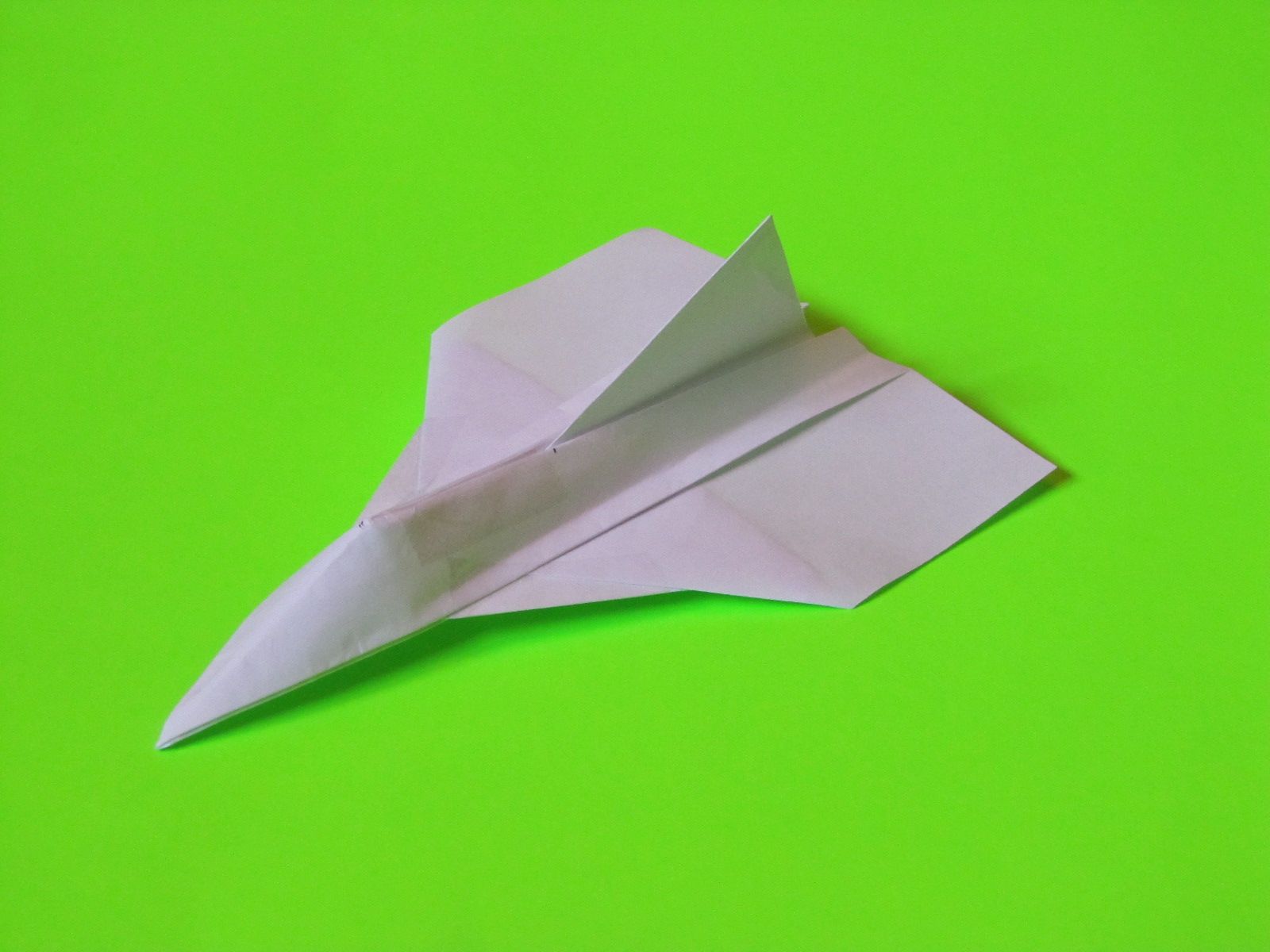 How to Make the Delta-Fighter Paper Plane : 12 Steps - Instructables