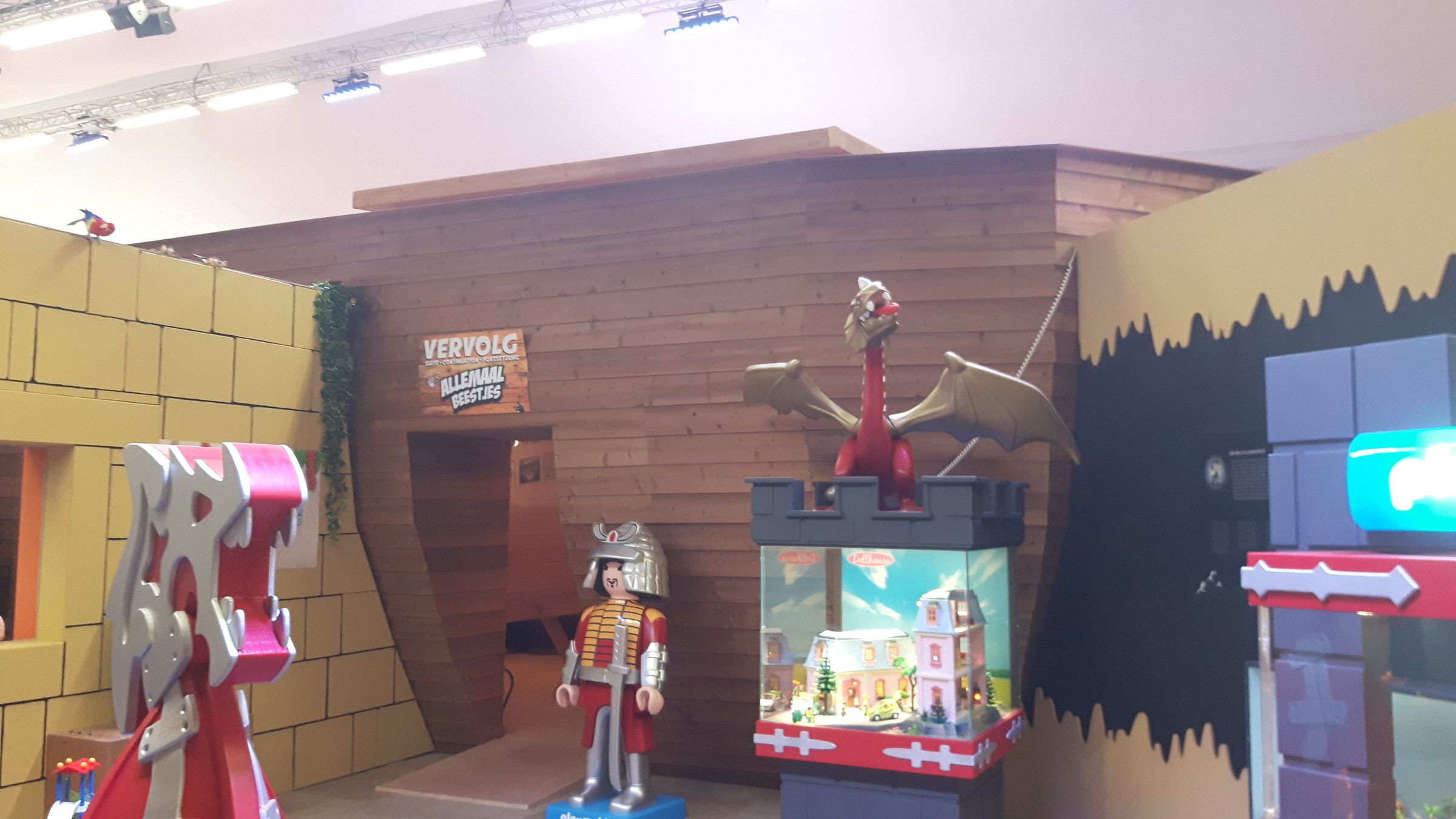 Life-size Wooden Ark : 14 Steps (with Pictures) - Instructables