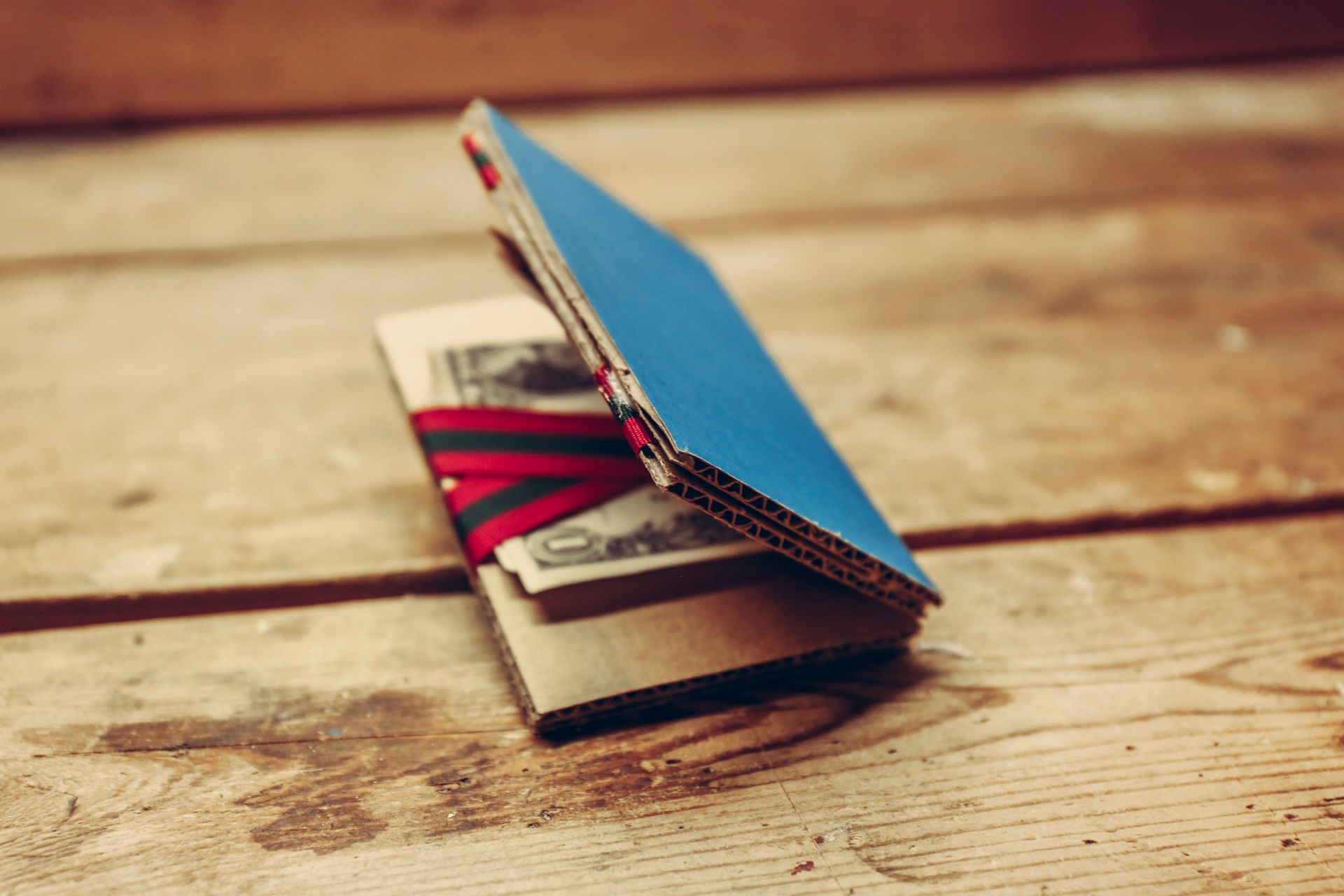 Magic Cardboard Wallet (Super Easy) : 5 Steps (with Pictures ...