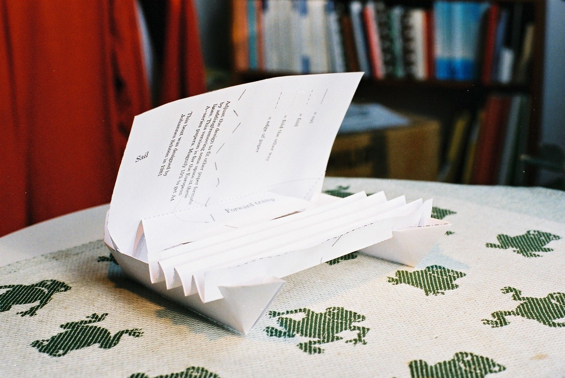 Paper Catamaran : 6 Steps - Instructables