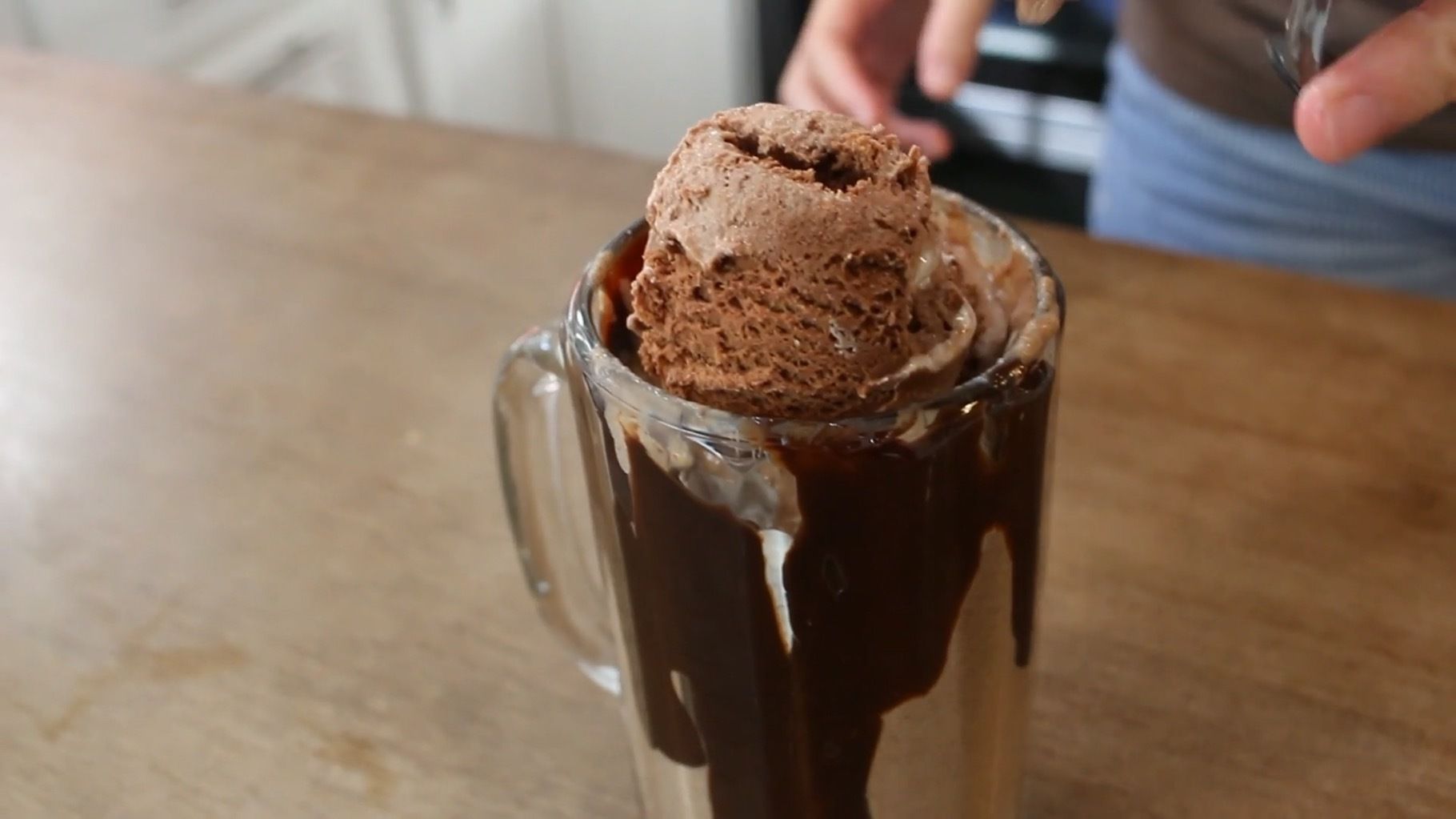 Kit Kat Milkshake Chocolate/Vanilla : 8 Steps (with Pictures ...