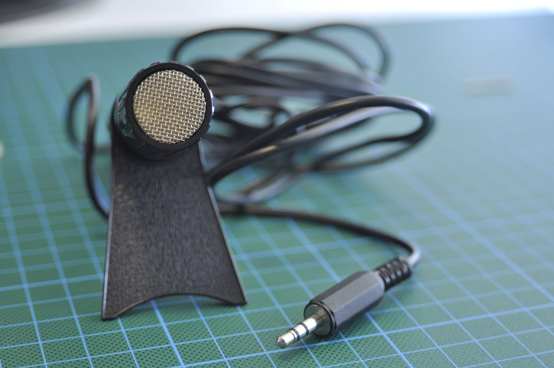 Renewed Microphone (change Audio Jack to Use With Pc) : 6 Steps ...