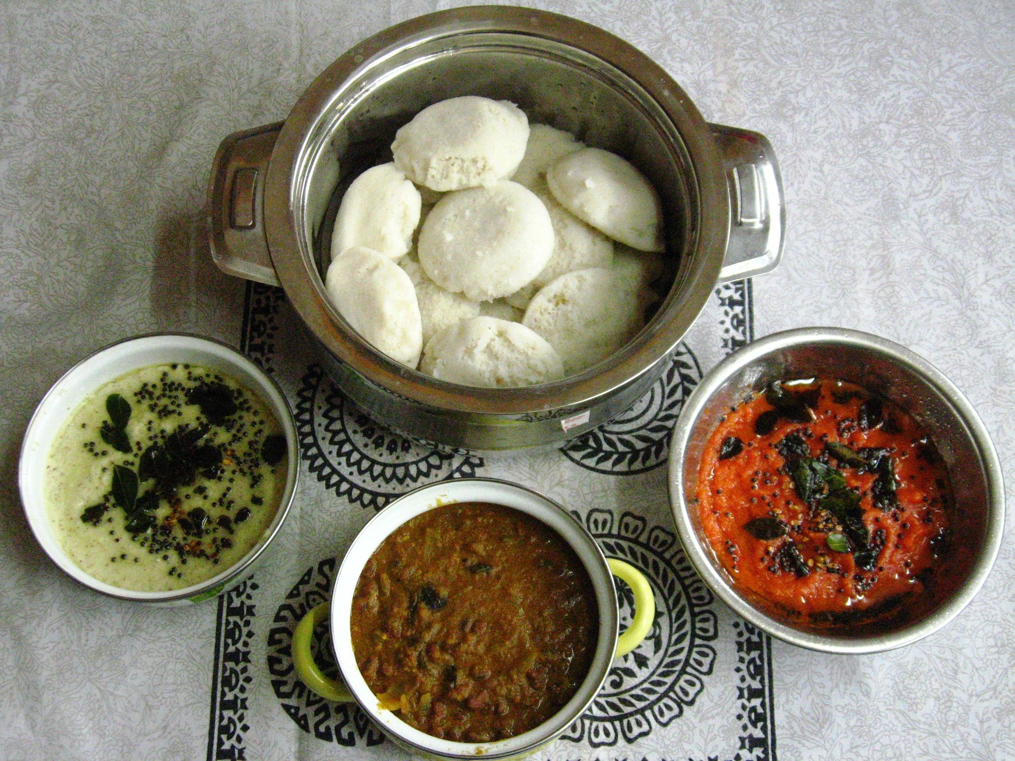 Idli, the Most Favored South Indian Breakfast : 6 Steps (with Pictures ...