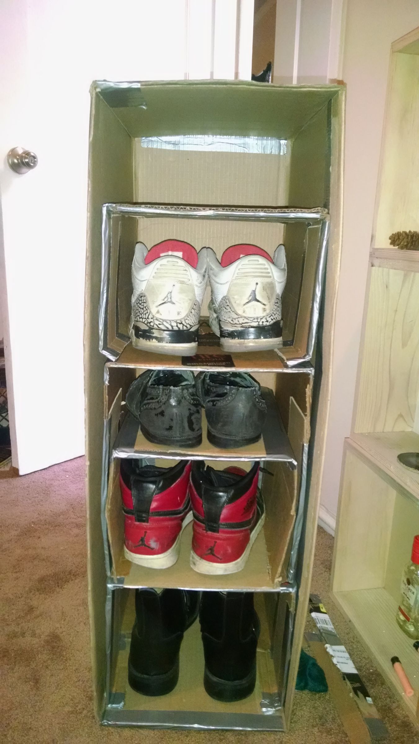 Modular Cardboard Shoe Rack : 3 Steps - Instructables