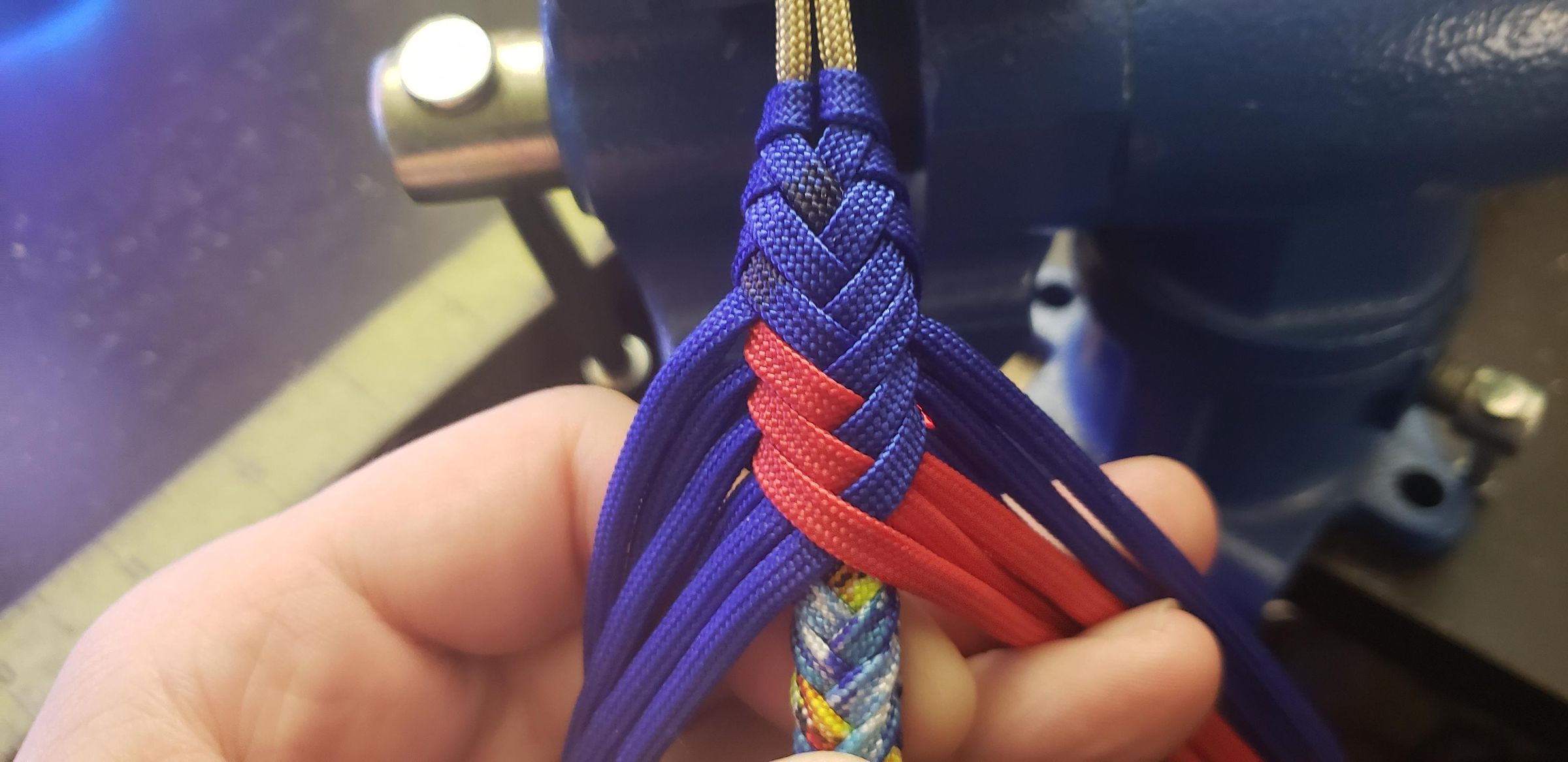 Tygra's Bolo-Whip With Paracord in 16 Plait : 9 Steps (with Pictures ...