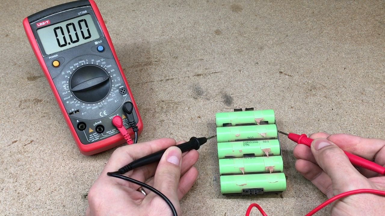 DIY: Increase Battery Capacity by Changing 18650 Cells : 8 Steps (with ...